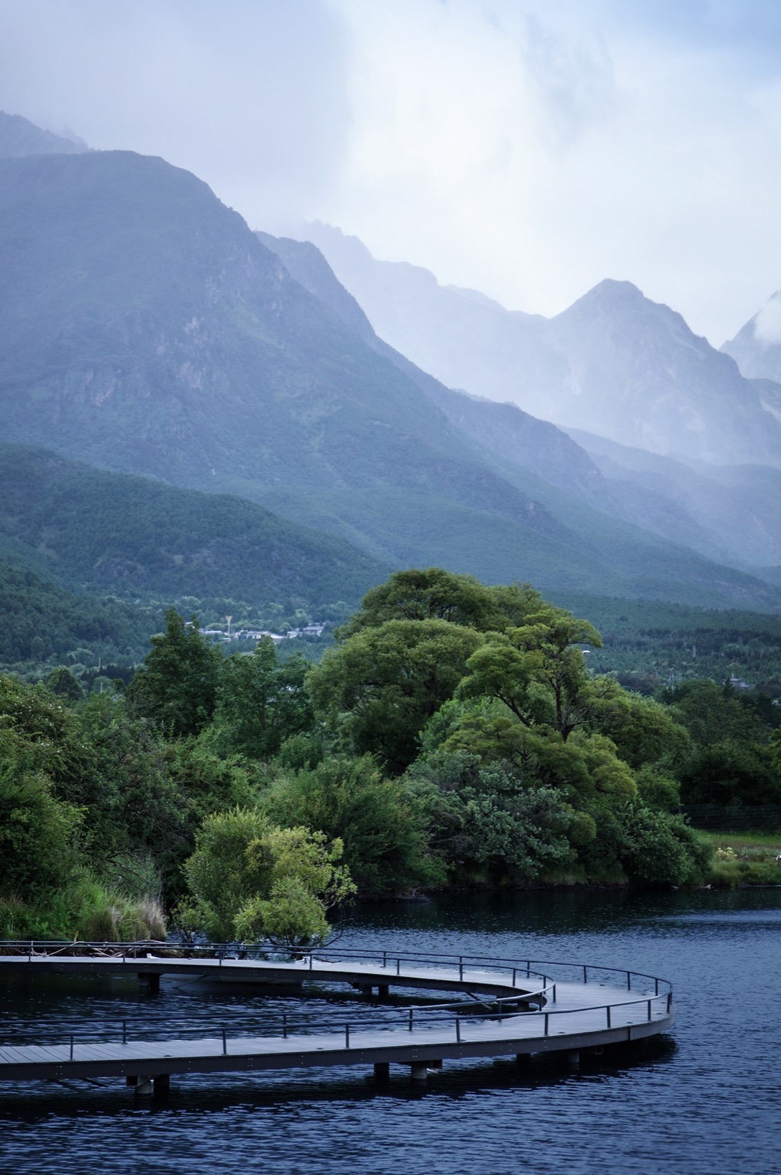 Lijiang Mediterranean International Resort · Ameze Snow Mountain Camp ...