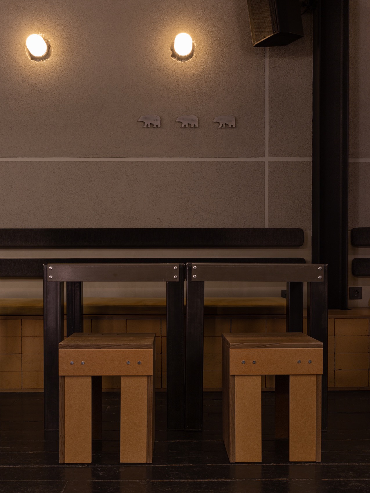 AYI Pub by BARN Arch. - 谷德设计网