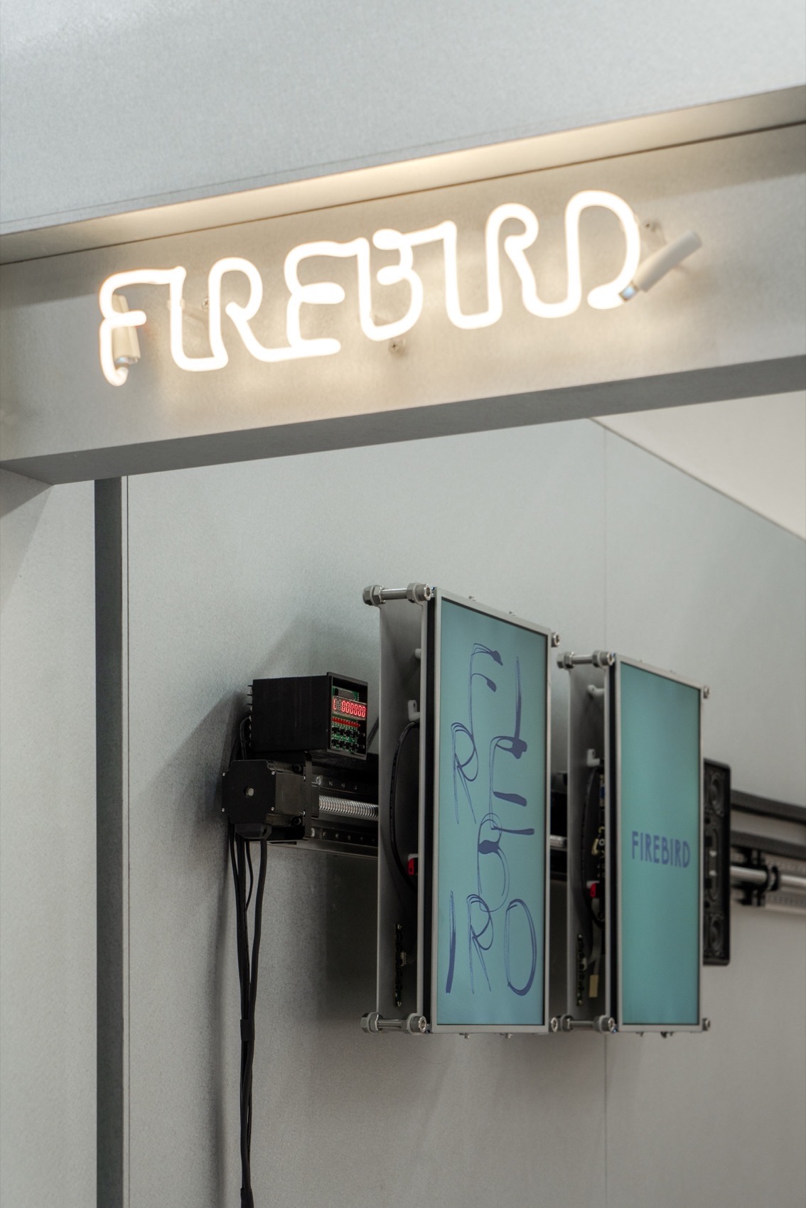 FireBird Men’s Fashion by StoreXIAN XIANG DESIGN - 谷德设计网