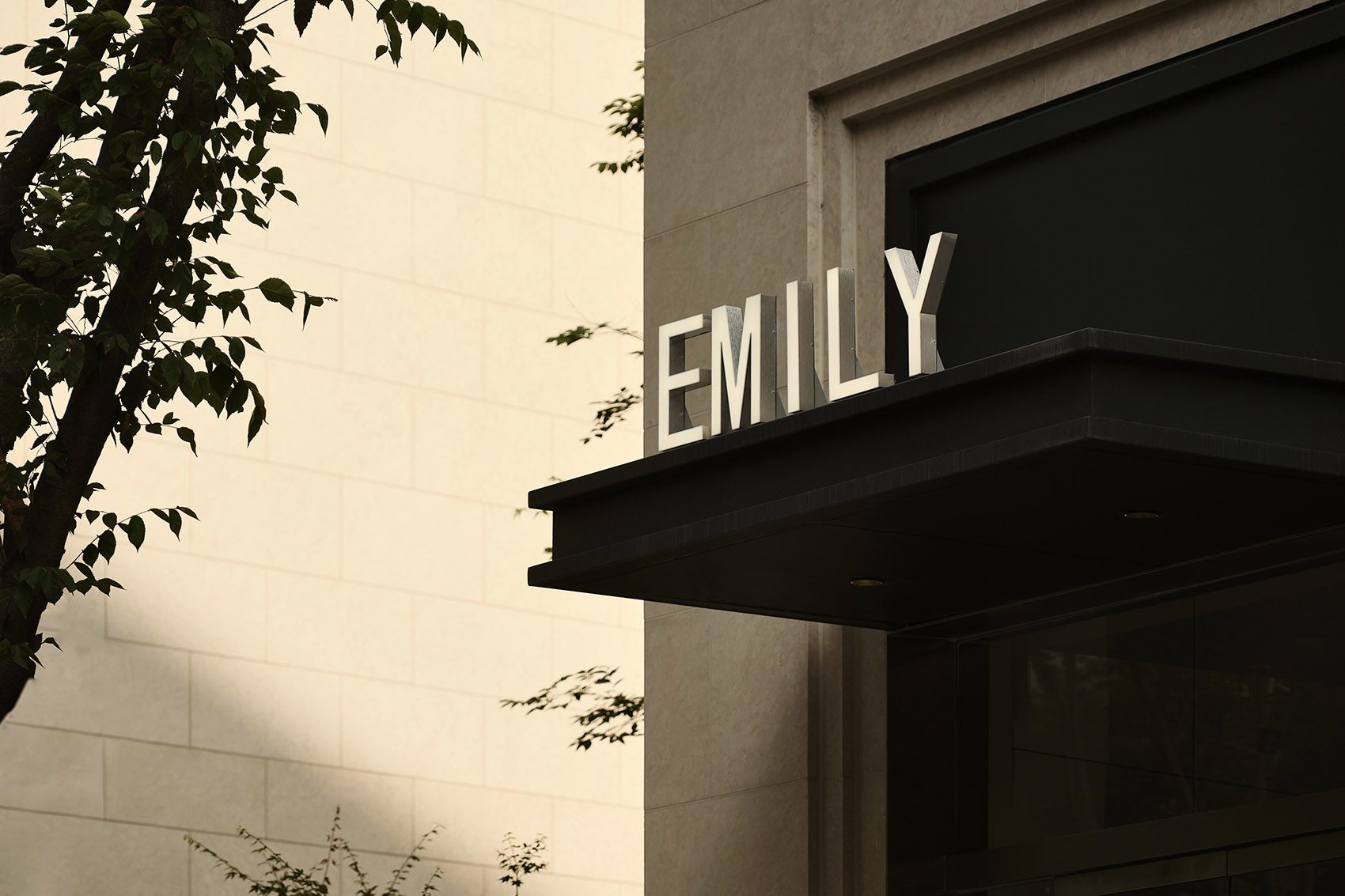 EMILY Boutique by ZHIXIANG DESIGN - 谷德设计网
