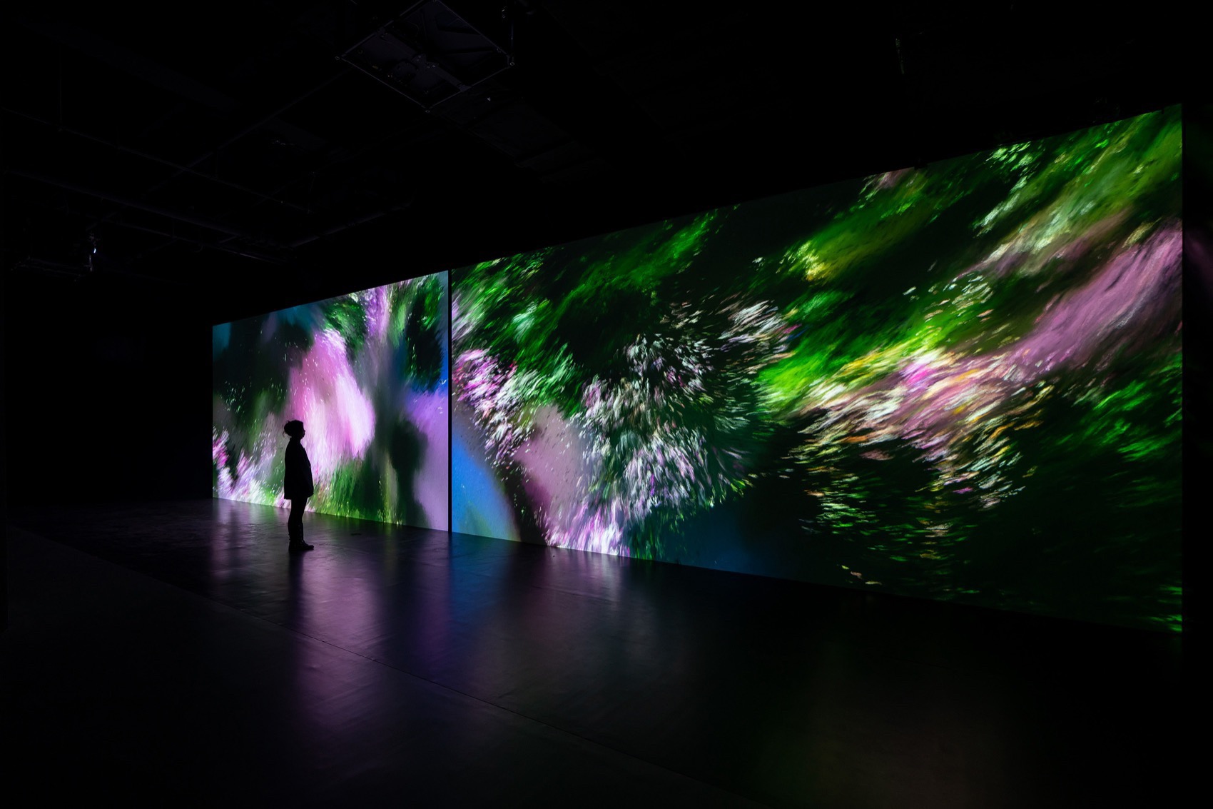 Signal Festival 2024 takes over Prague Castle - 谷德设计网