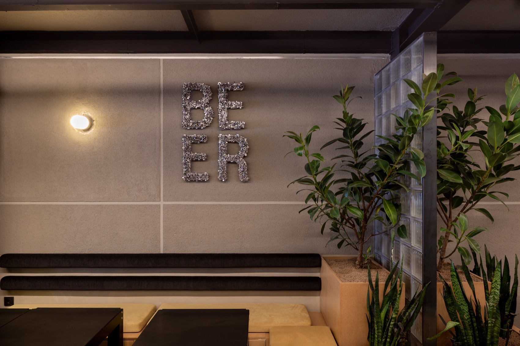 AYI Pub by BARN Arch. - 谷德设计网