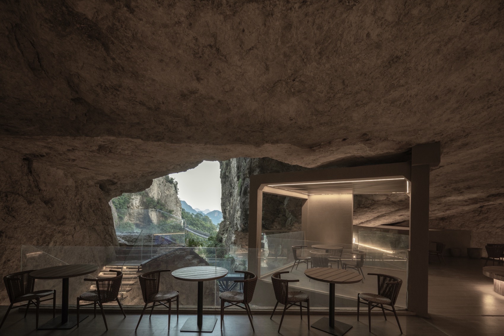 Yandang Mountain Scenic Area Cliff Coffee by Slow Coral Design - 谷德设计网