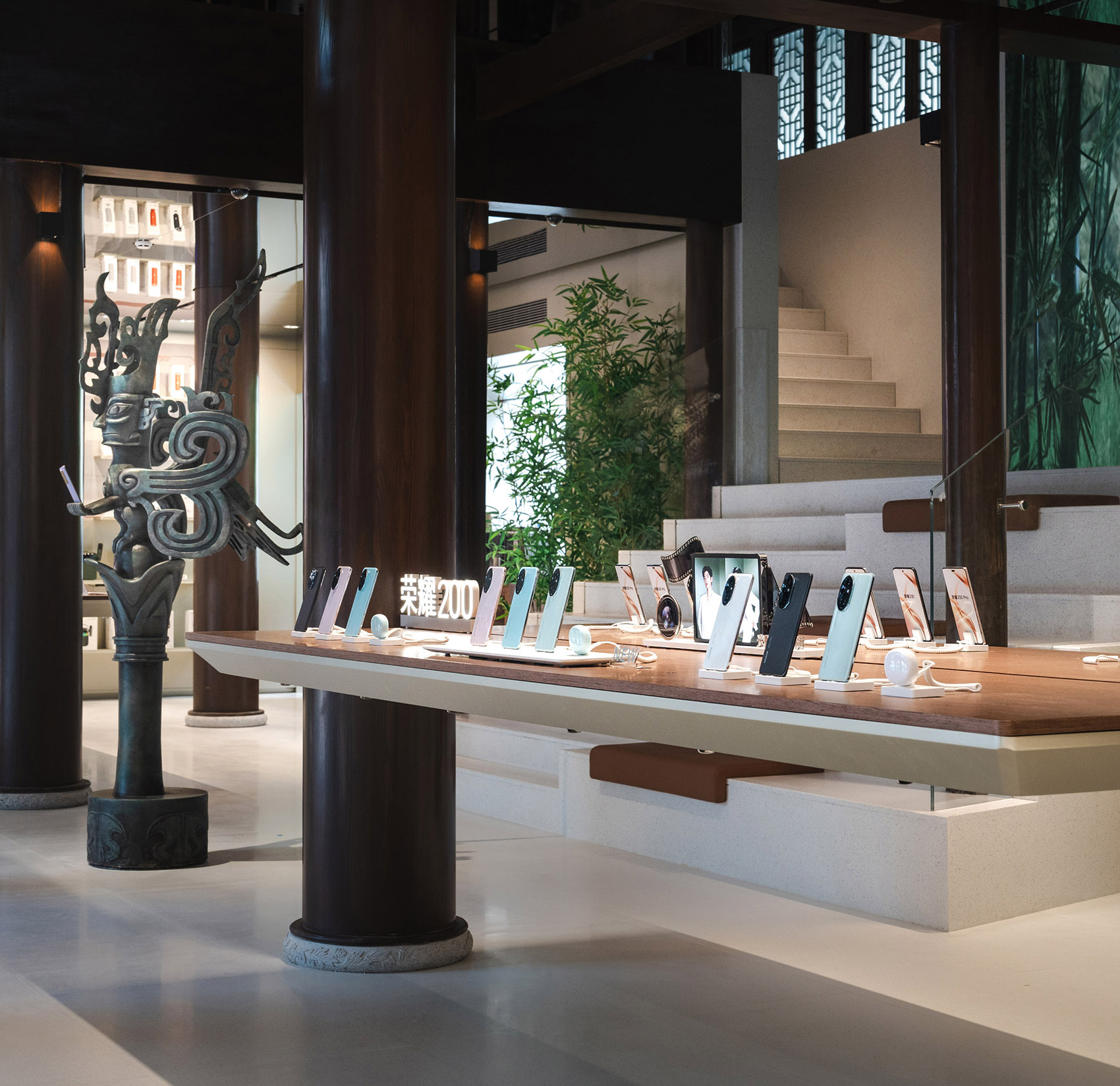 HONOR Flagship Store by HONOR Retail Design Studio - 谷德设计网
