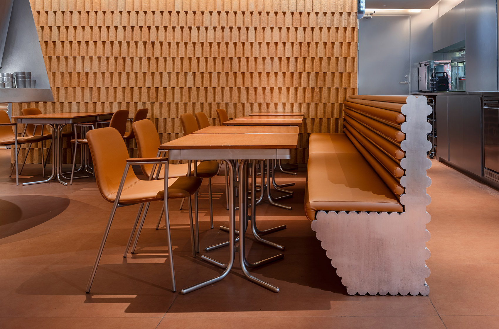 Cozy Cool Noodle House by People’s Architecture Office - 谷德设计网