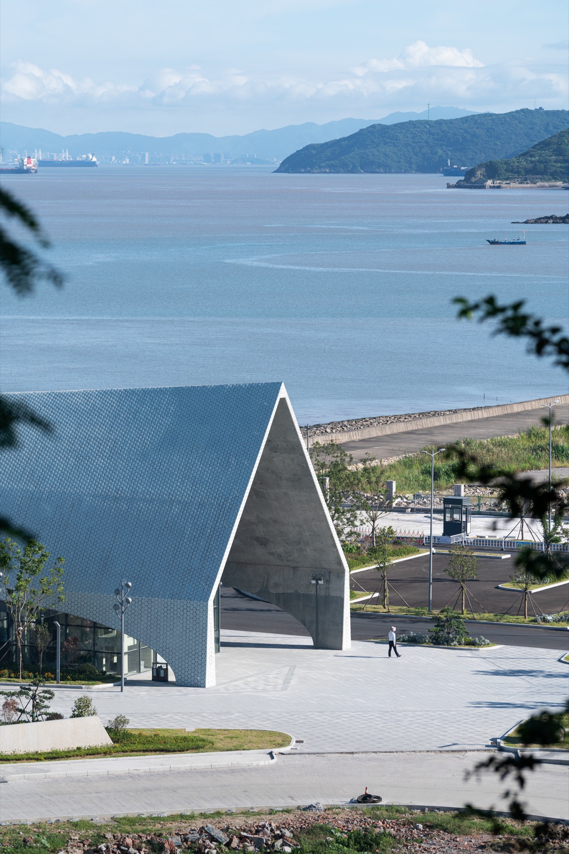 Xiazhi Ferry Terminal, Xiazhi Island, Putuo, Zhoushan by Atelier Z+ - 谷德设计网