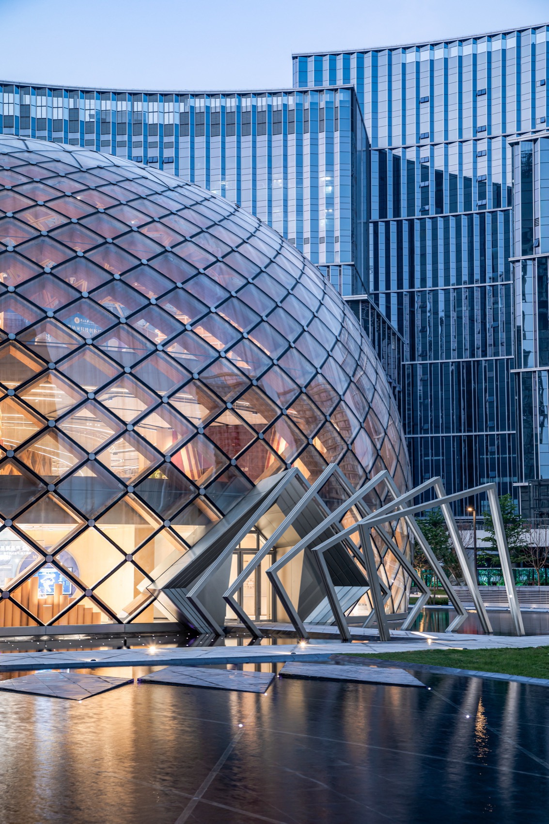 The Exhibition Center of CANNANO by HOT DESIGN - 谷德设计网