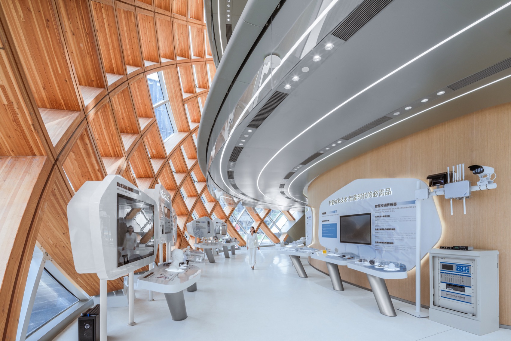 The Exhibition Center of CANNANO by HOT DESIGN - 谷德设计网