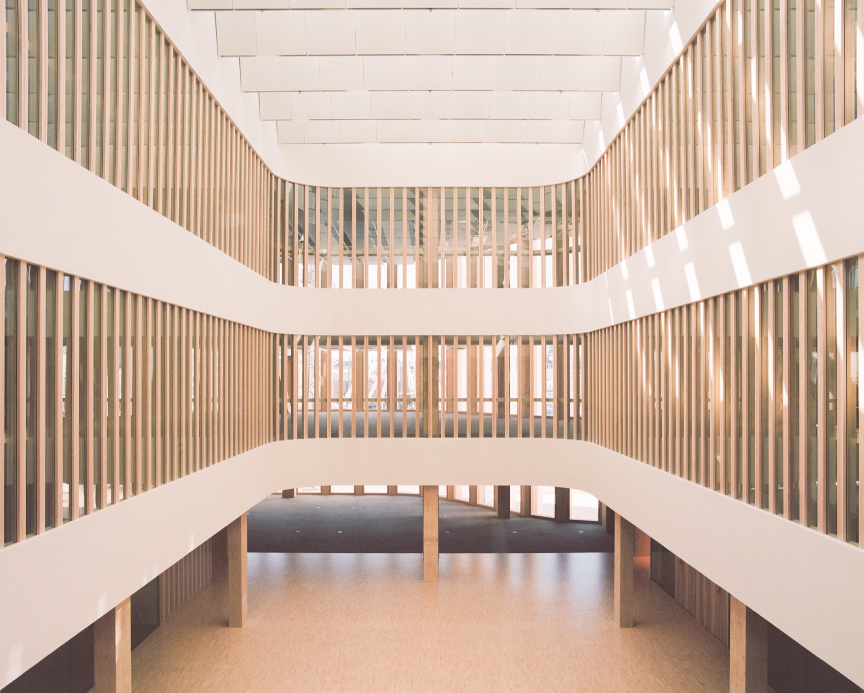Katajanokan Laituri by Anttinen Oiva Architects - 谷德设计网