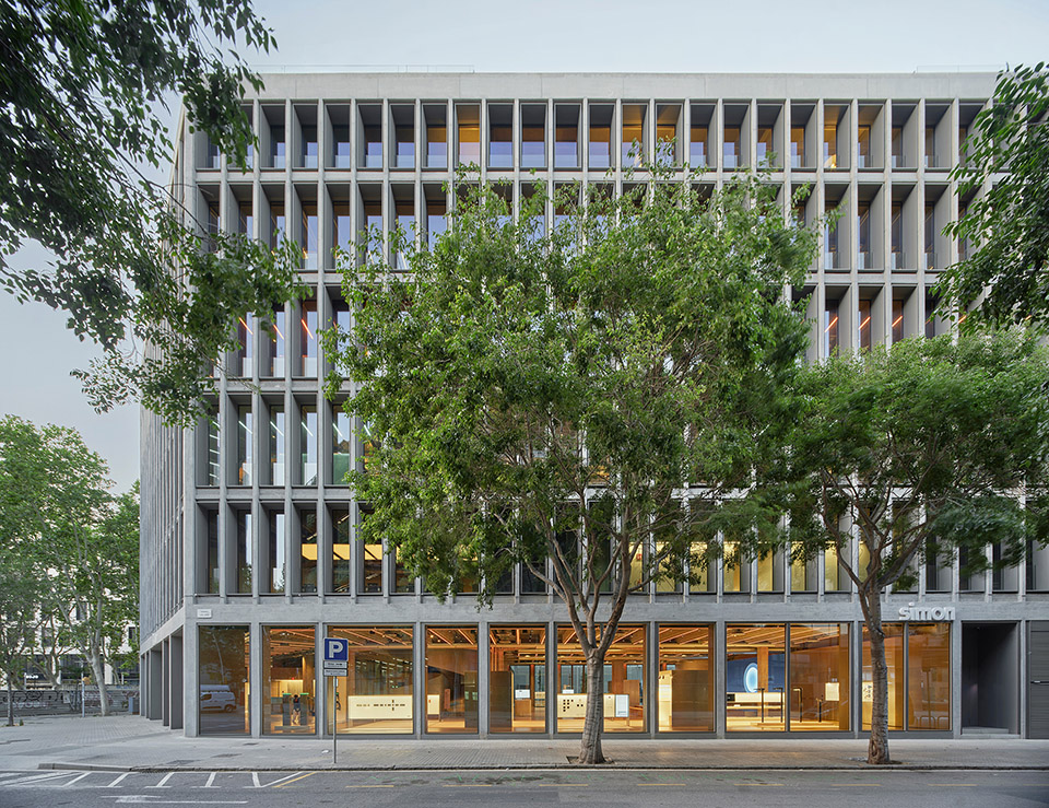 Simon’s New Headquarters “SWITCH” by b720 Fermín Vázquez - 谷德设计网