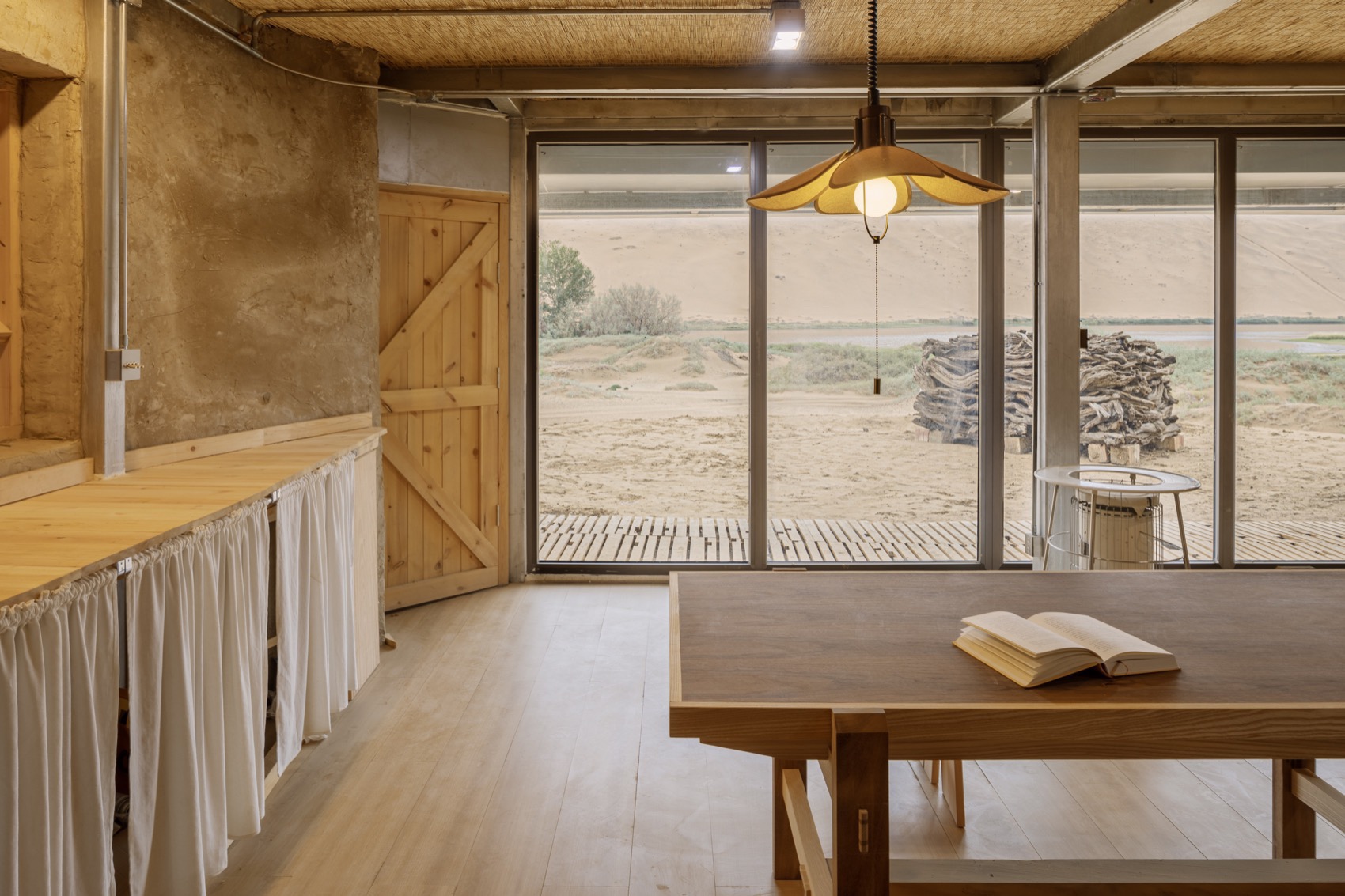 The Home in the Badain Jaran Desert by Department of Architecture ...
