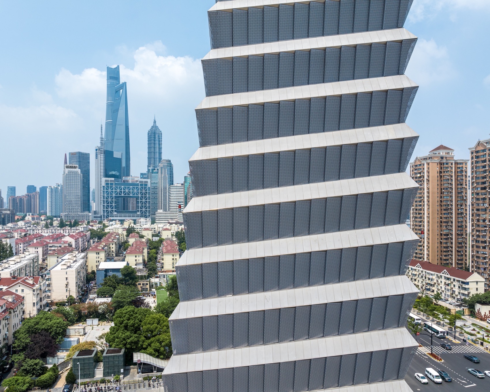 东西通道东方路风塔及轨道交通14号线浦东大道站风井，上海 / 致正建筑工作室 - 谷德设计网