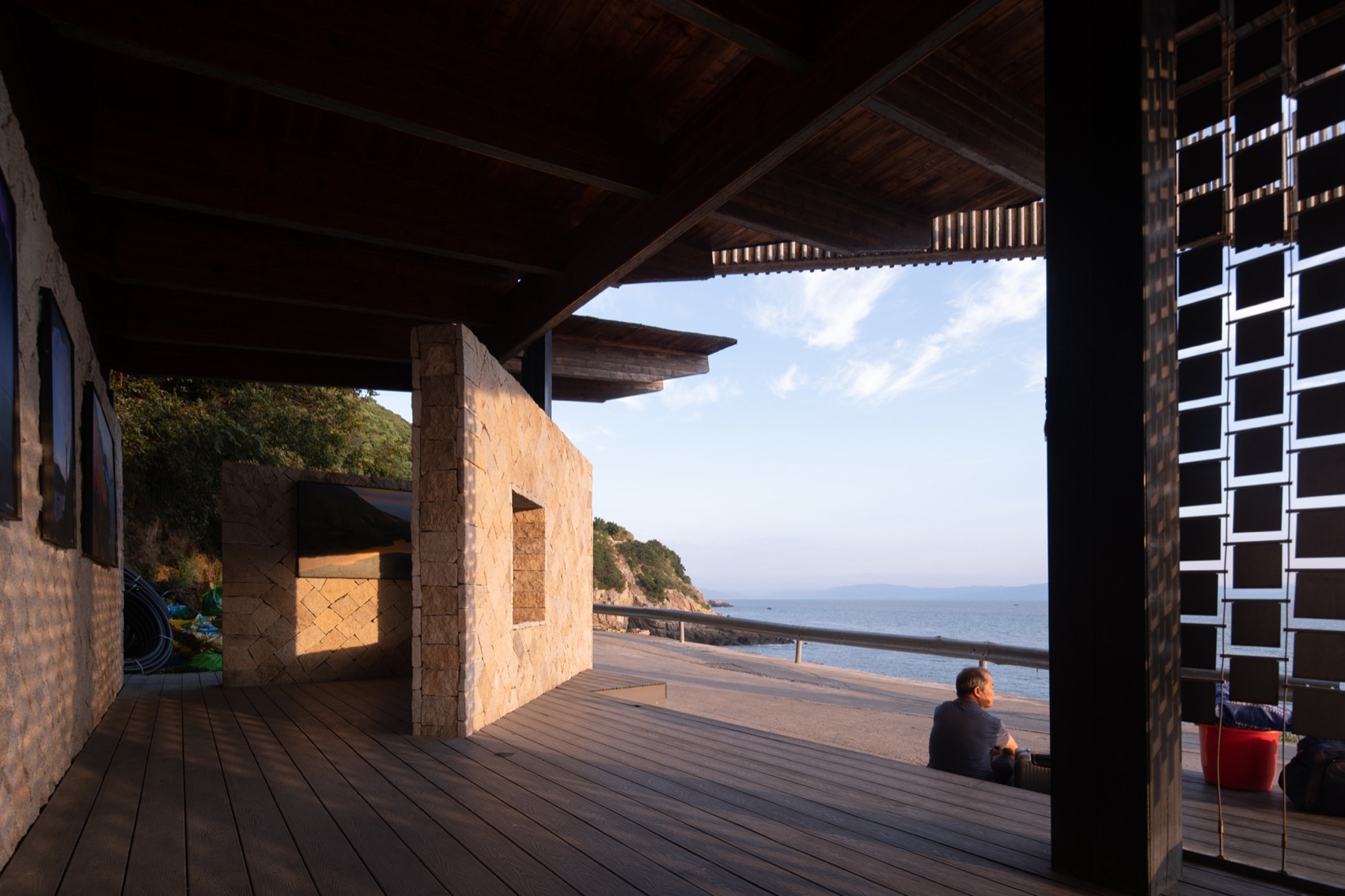Dongjiao Village bus station by tobe Architecture - 谷德设计网