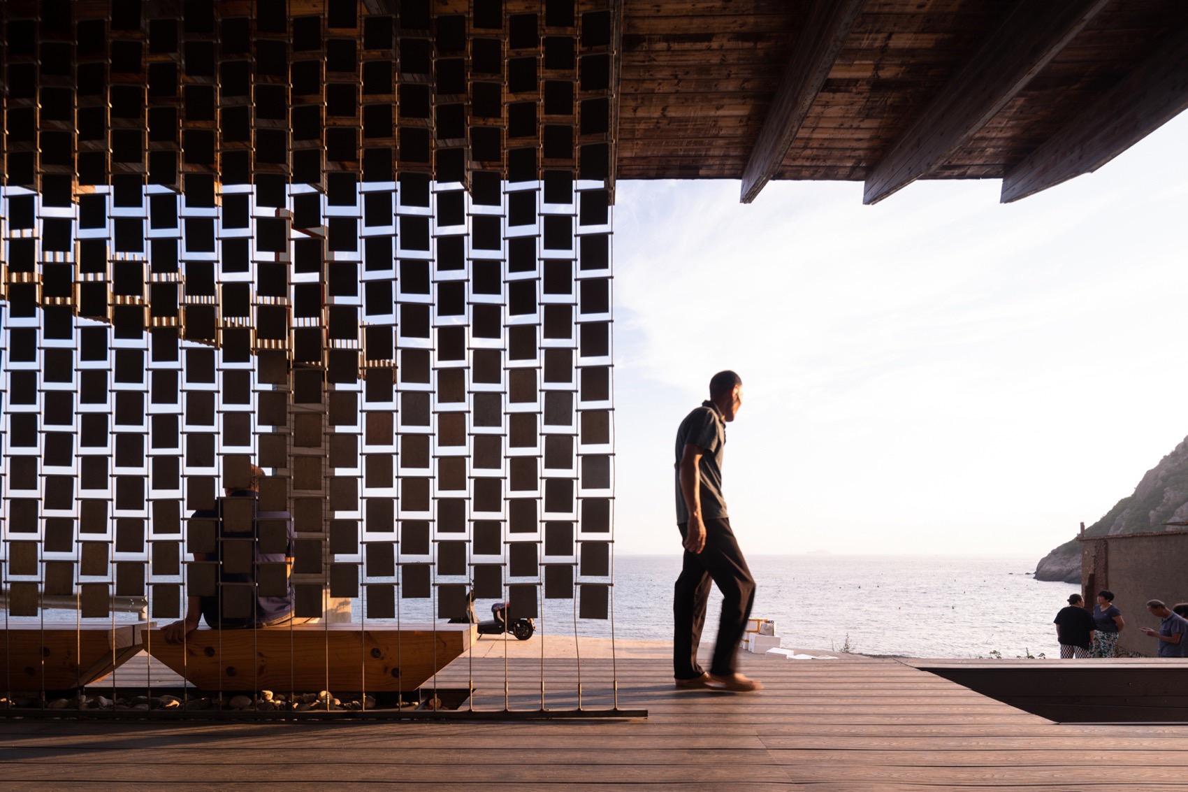 Dongjiao Village bus station by tobe Architecture - 谷德设计网