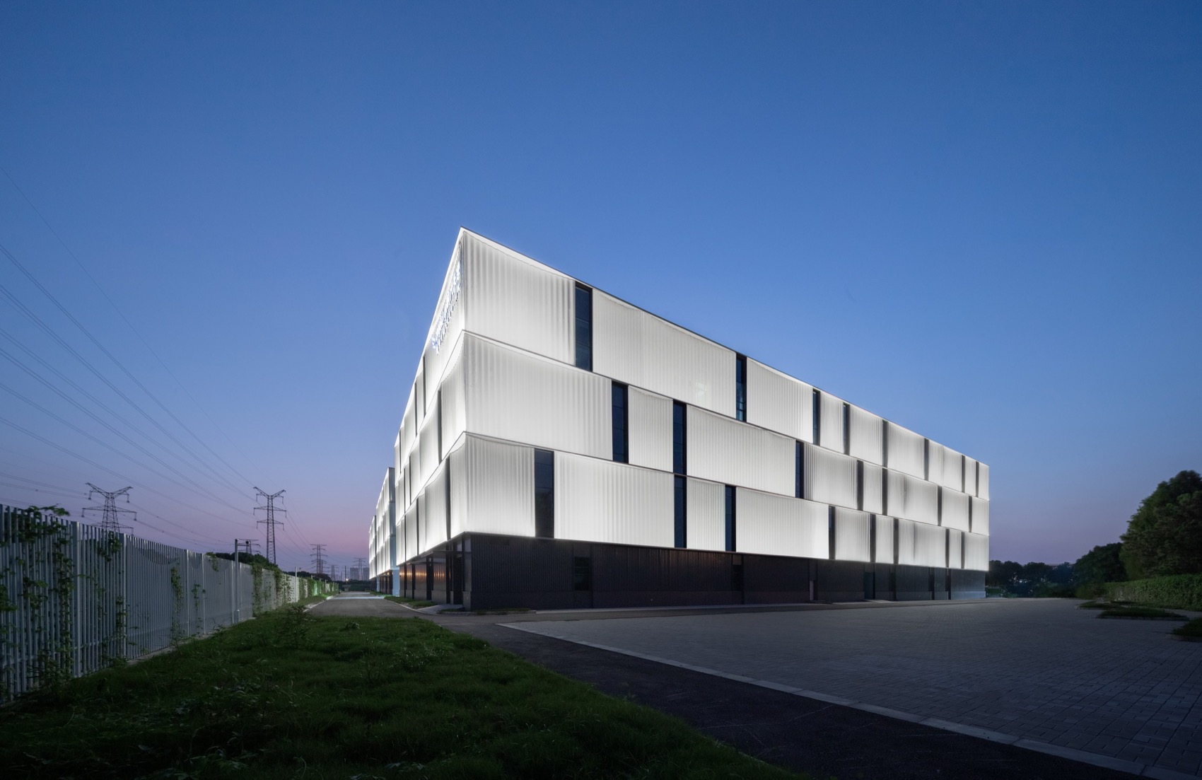 Angelalign Innovation and Beauty Base by Shanghai TIANHUA Architecture ...