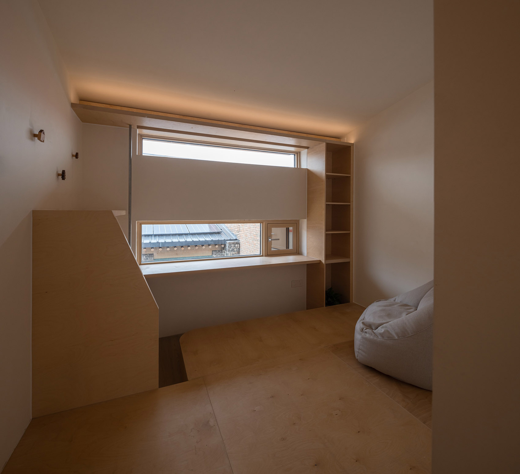 Warm studio home by Shanghai Jiao Tong University Oumoumou studio - 谷德设计网