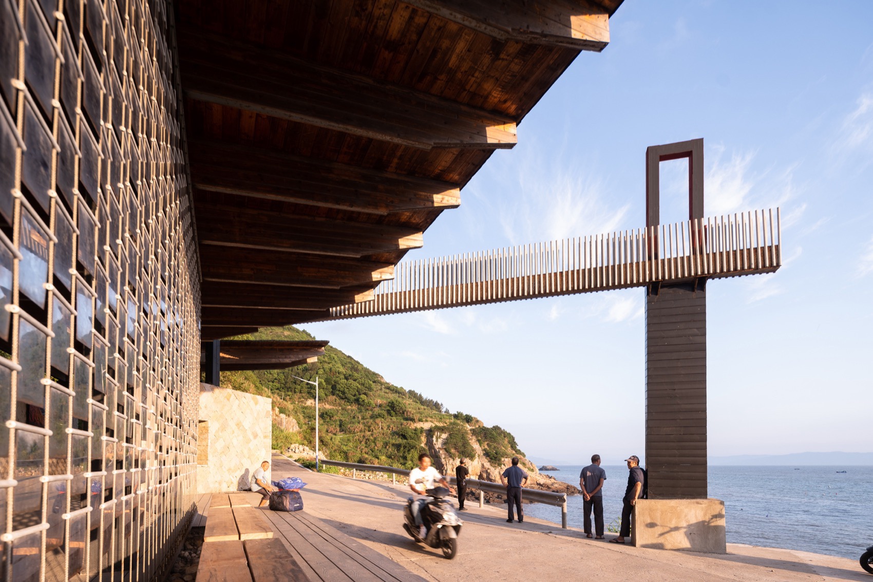 Dongjiao Village bus station by tobe Architecture - 谷德设计网