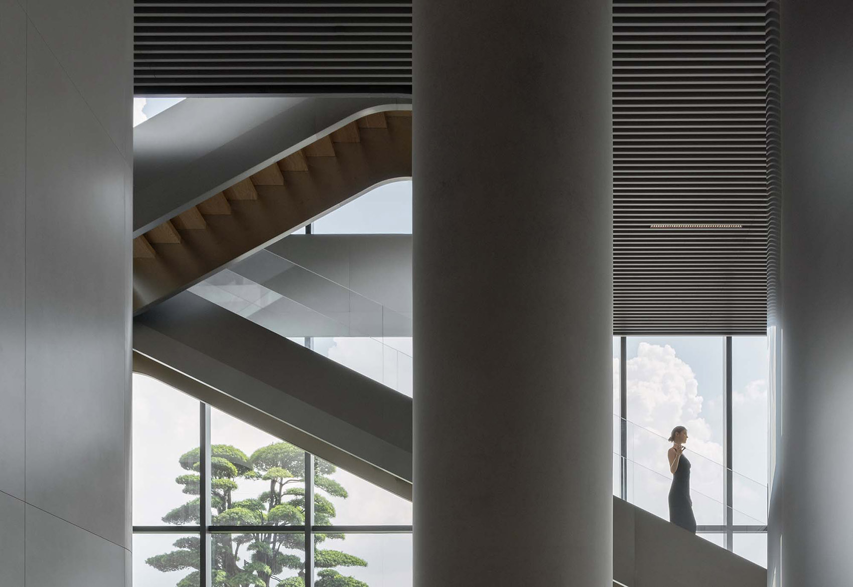 Higold’s Interstellar Headquarters by E Studio - 谷德设计网