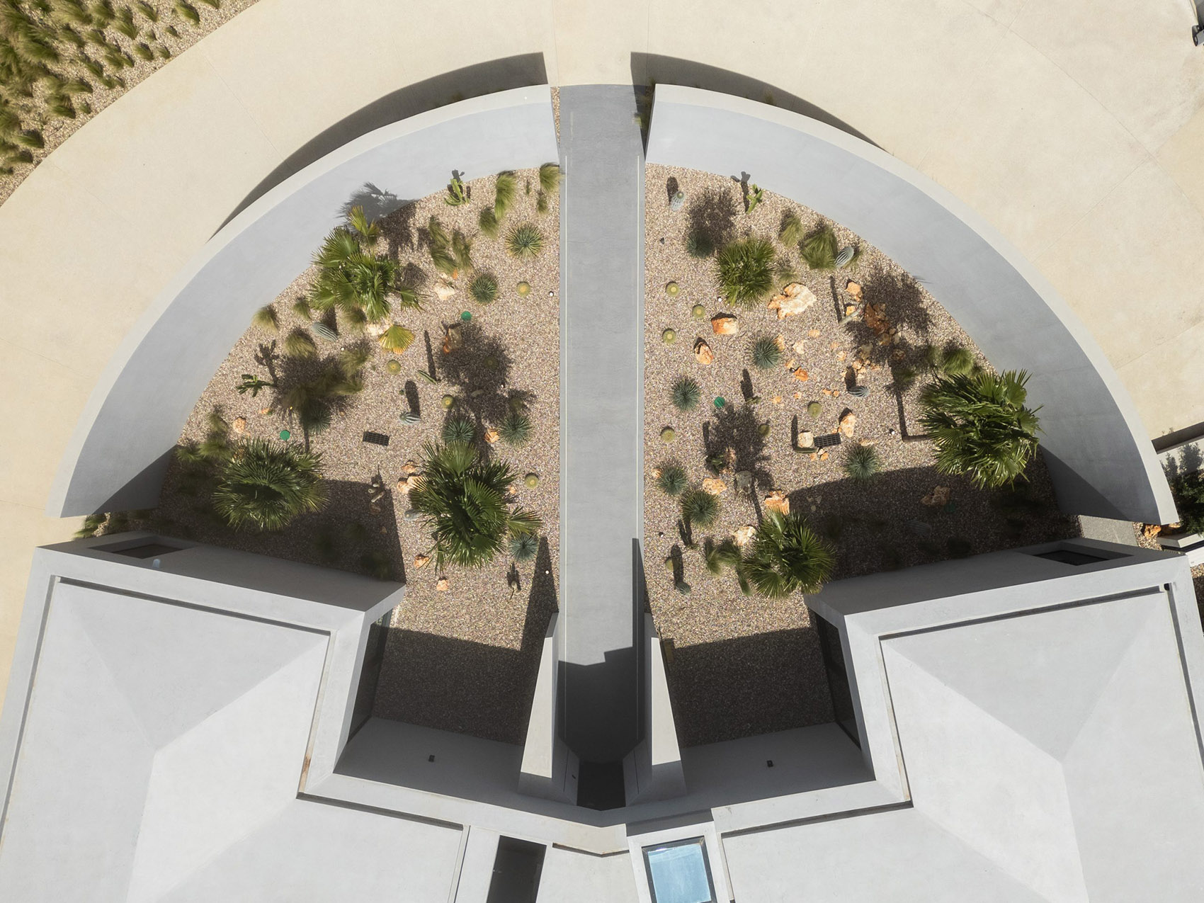 Sky Base One by Bespoke Architects - 谷德设计网