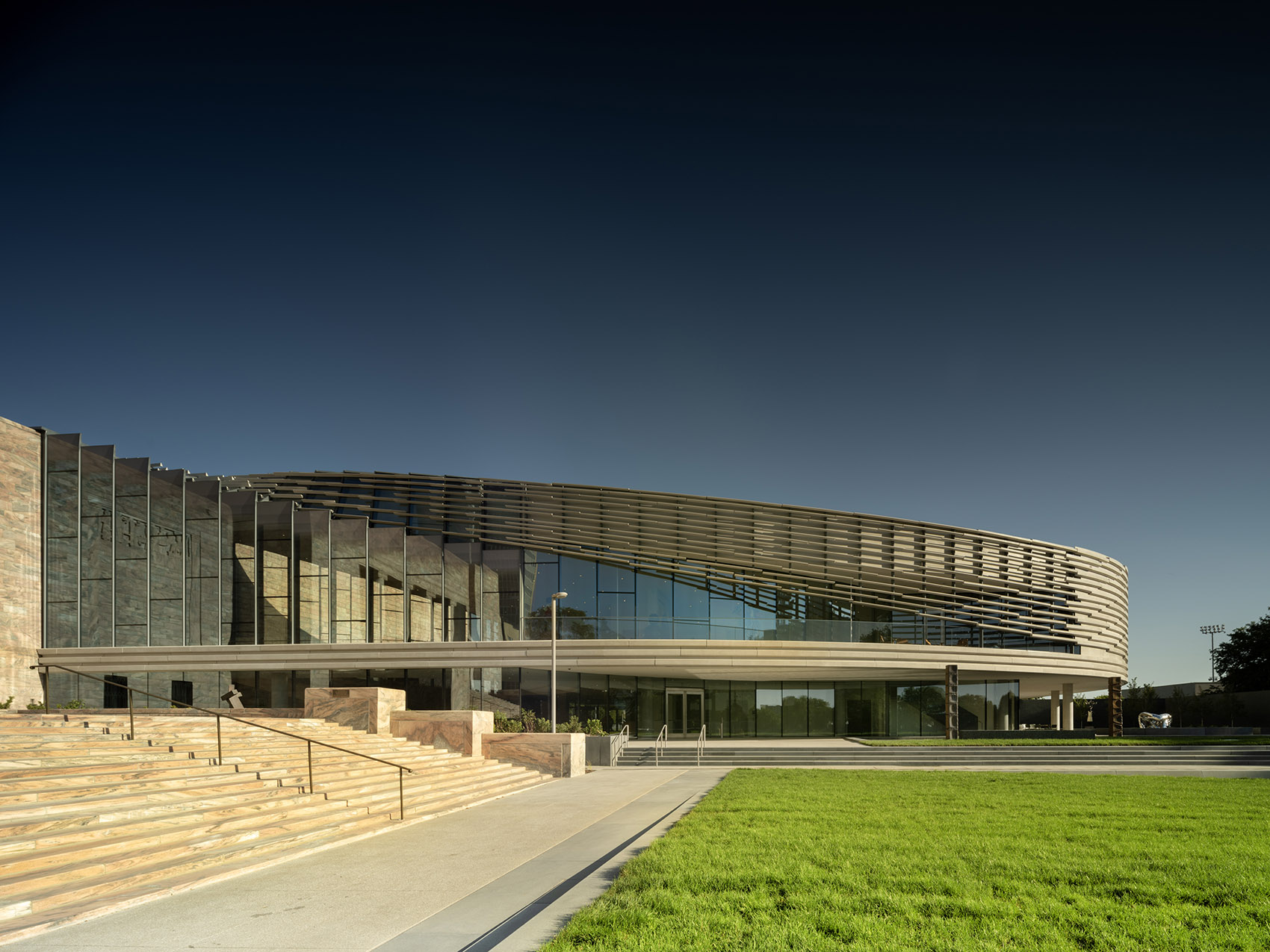 Joslyn Art Museum Expansion by Snøhetta - 谷德设计网