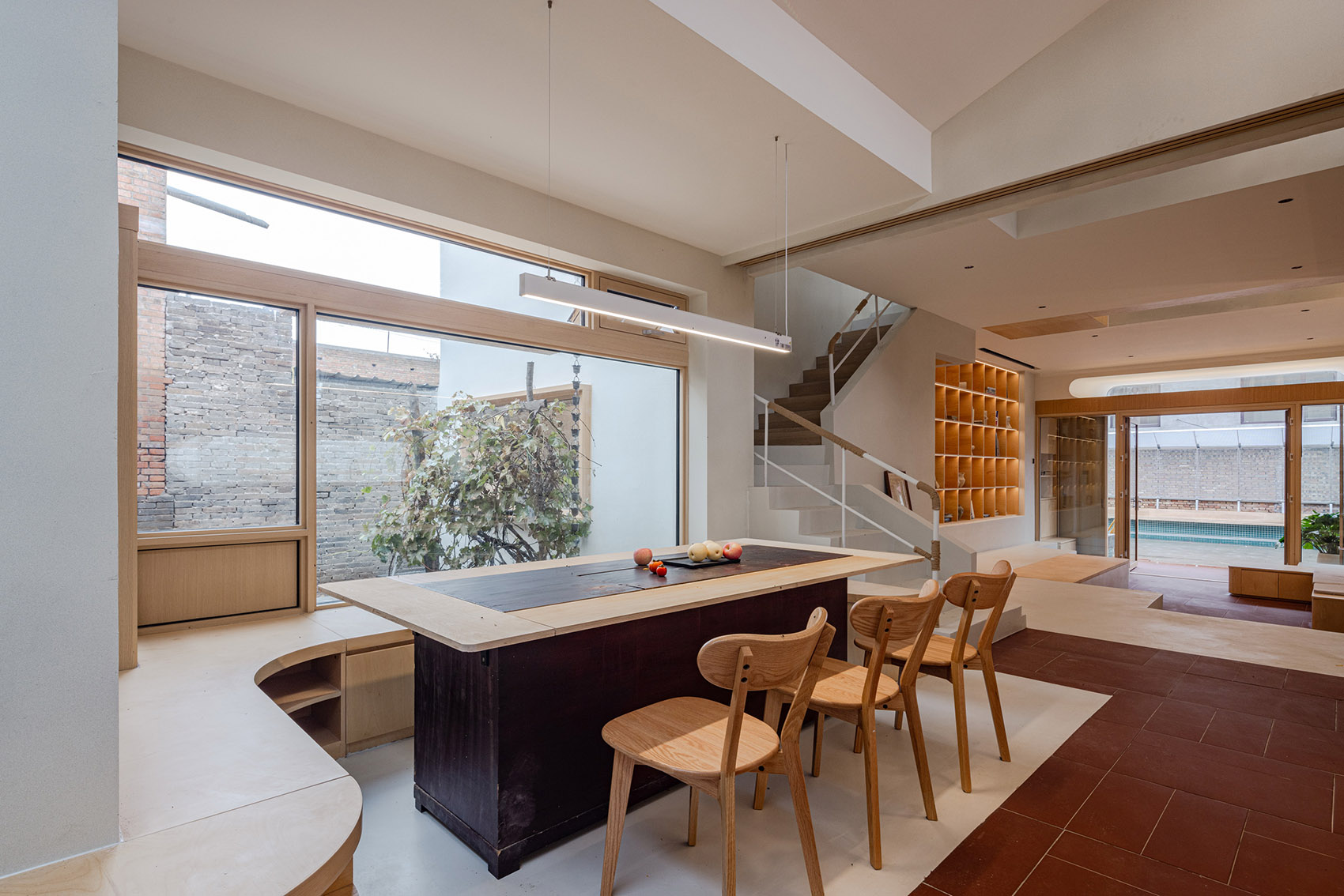 Warm studio home by Shanghai Jiao Tong University Oumoumou studio - 谷德设计网