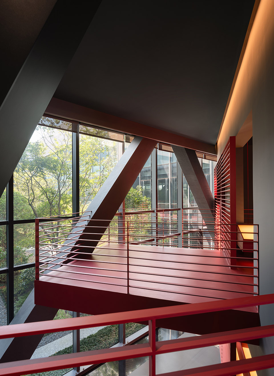 Shanghai Techstorm Exhibition Hall by One House Design - 谷德设计网