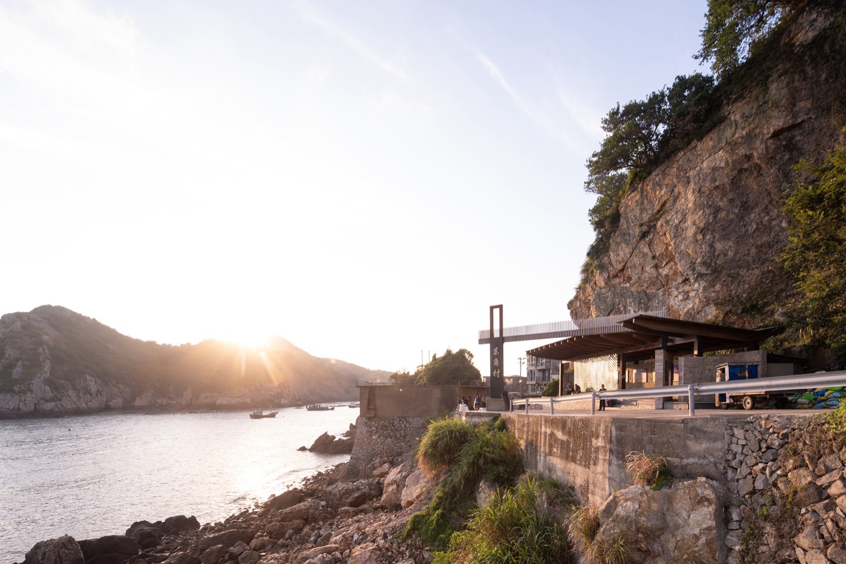 Dongjiao Village bus station by tobe Architecture - 谷德设计网