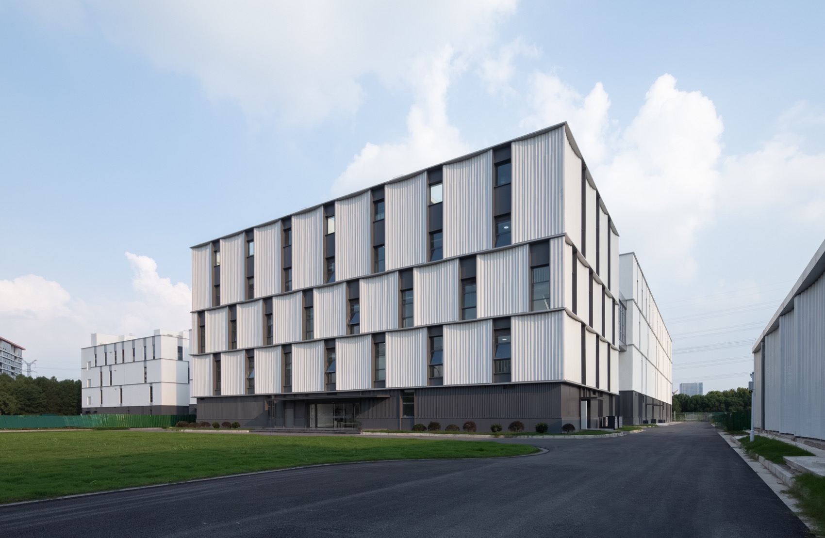 Angelalign Innovation and Beauty Base by Shanghai TIANHUA Architecture ...