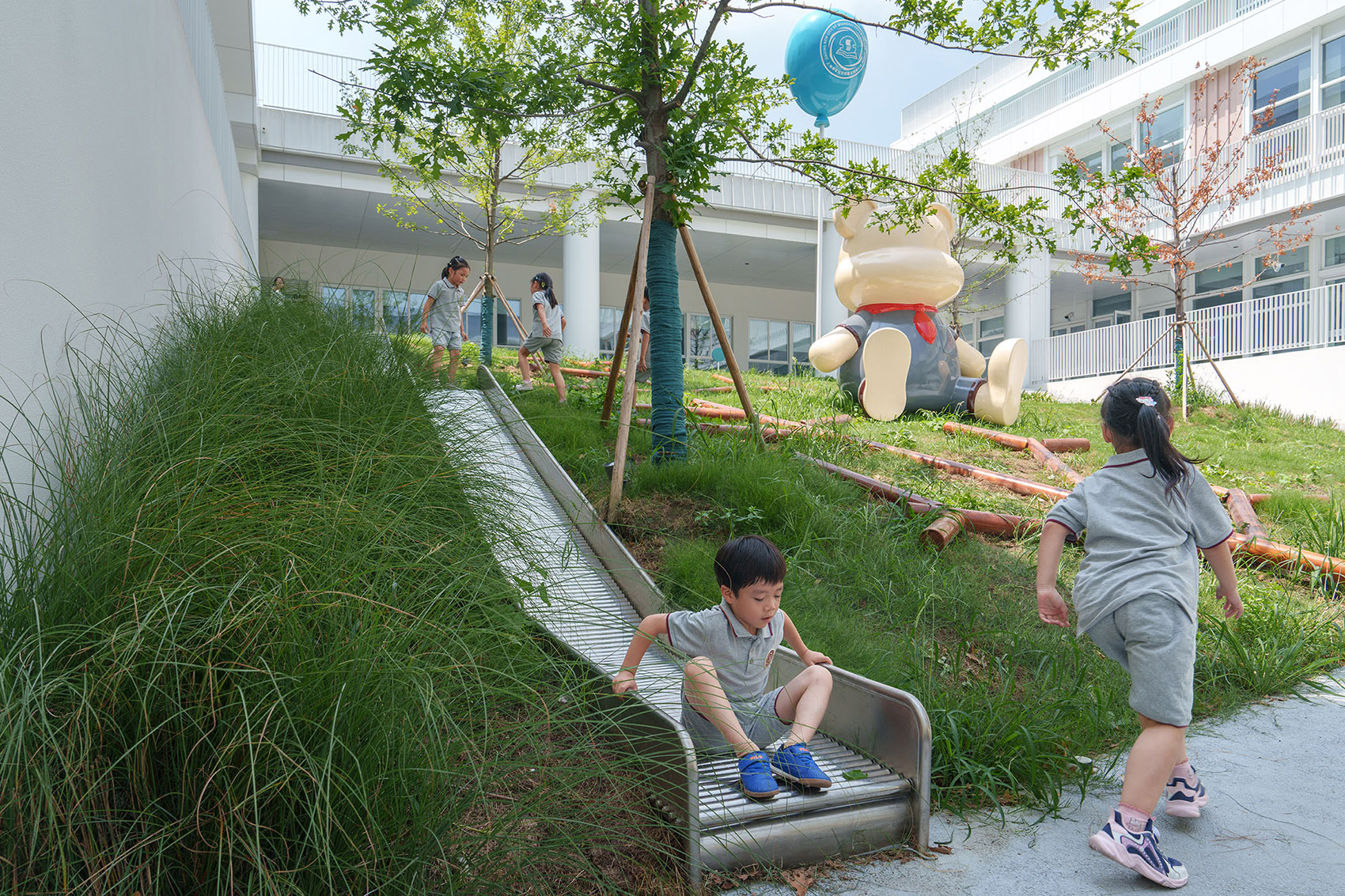 Jiading New City of Shanghai Experimental School by da landscape - 谷德设计网