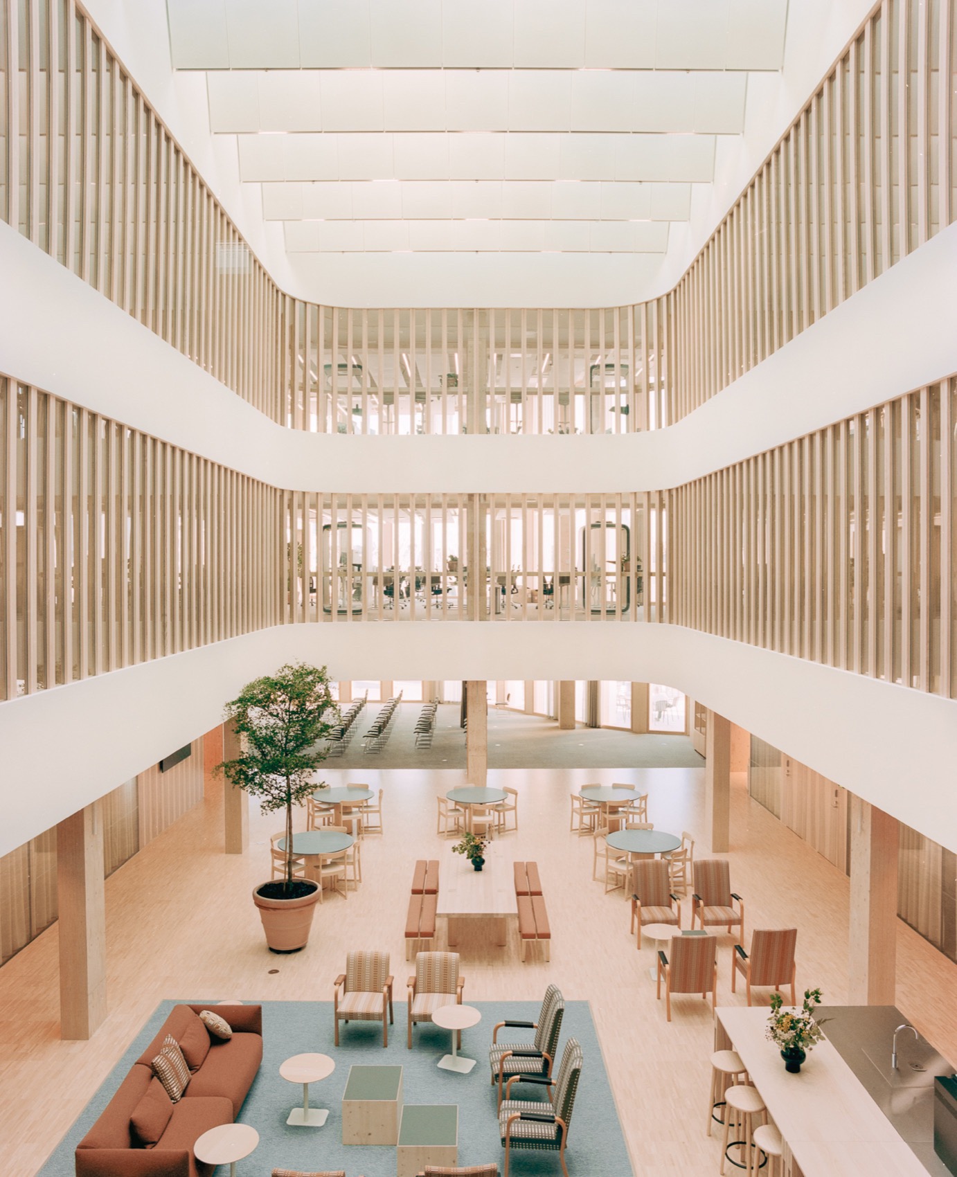 Katajanokan Laituri by Anttinen Oiva Architects - 谷德设计网