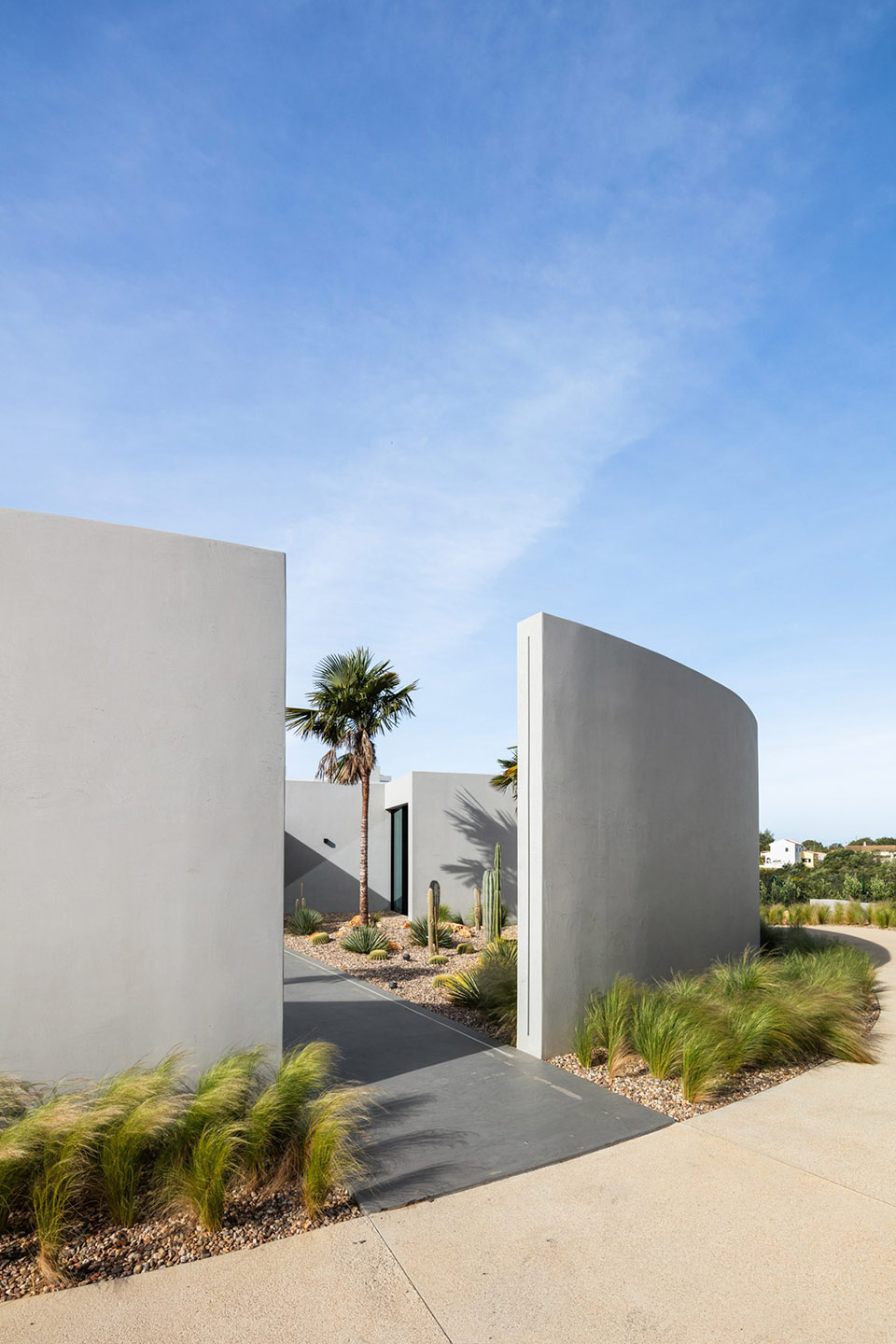 Sky Base One by Bespoke Architects - 谷德设计网