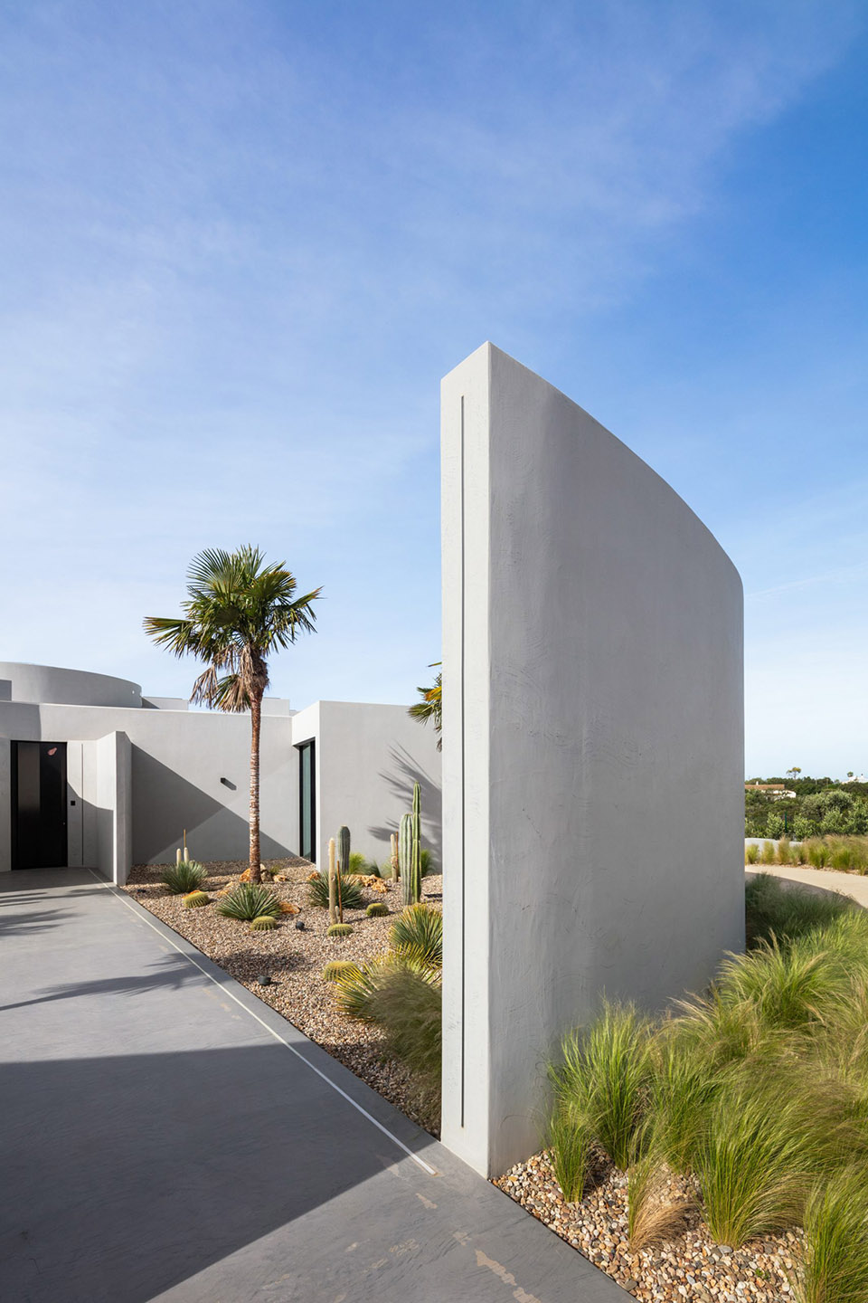 Sky Base One by Bespoke Architects - 谷德设计网