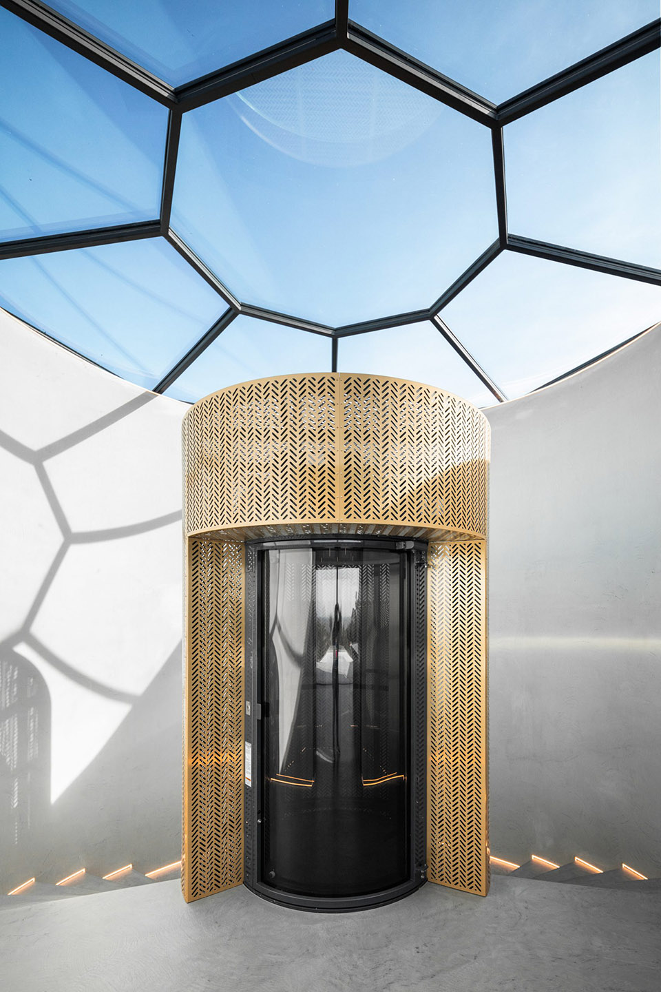 Sky Base One by Bespoke Architects - 谷德设计网