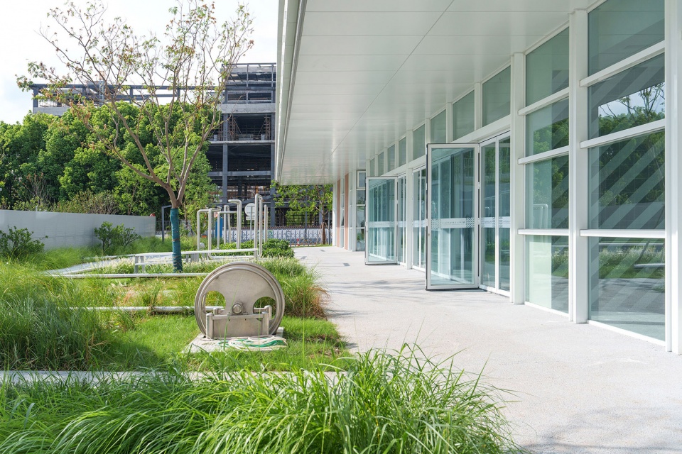 Jiading New City of Shanghai Experimental School by da landscape - 谷德设计网