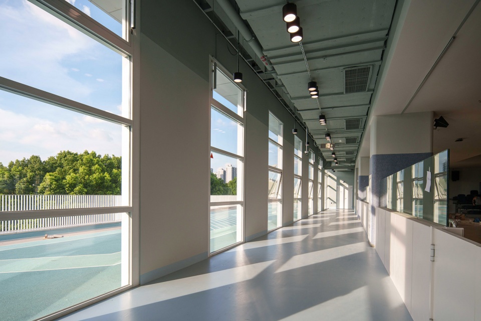 Jiading New City of Shanghai Experimental School by da landscape - 谷德设计网