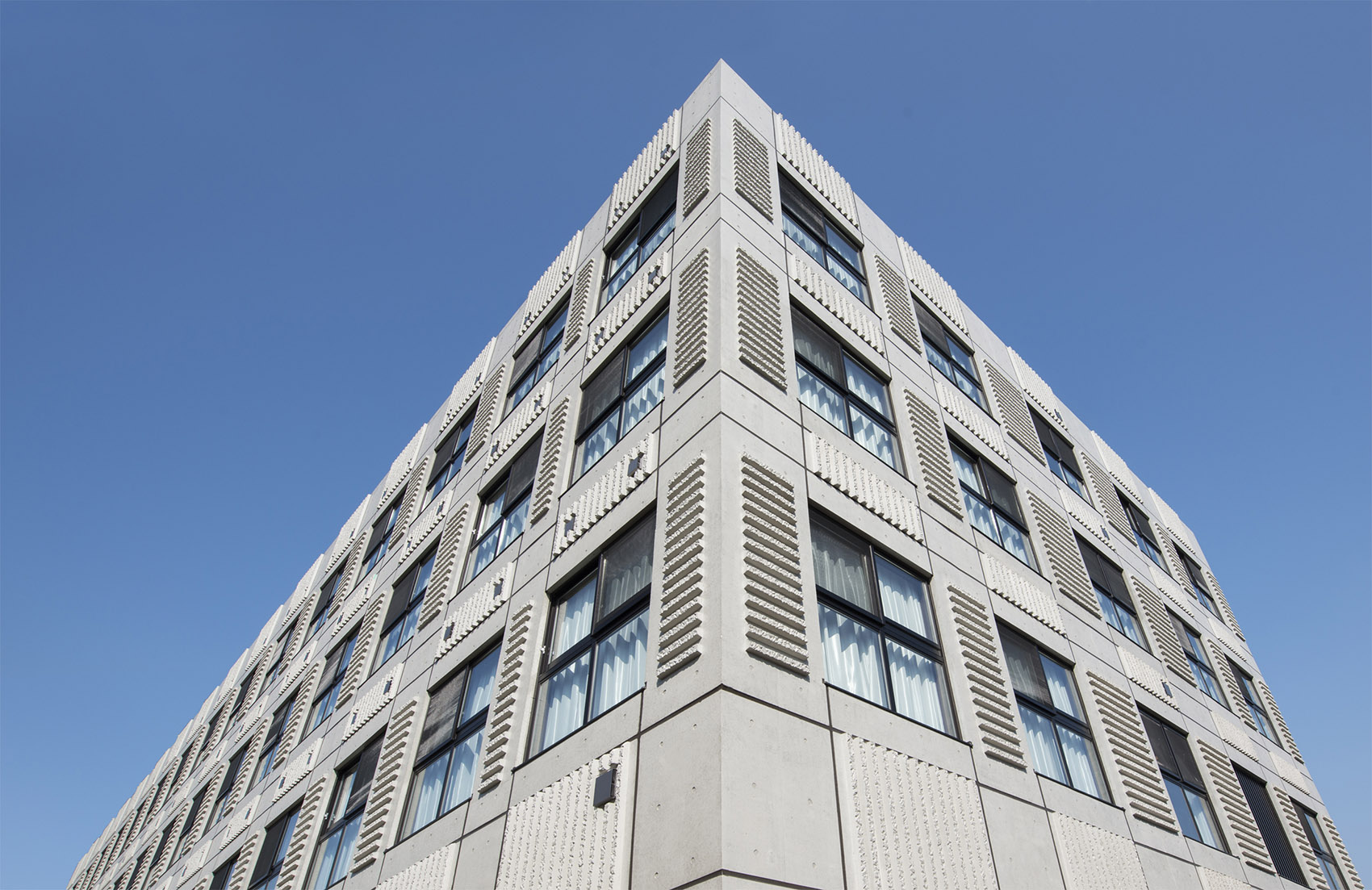 MONOLITH in Fukuoka by SAKO Architects - 谷德设计网