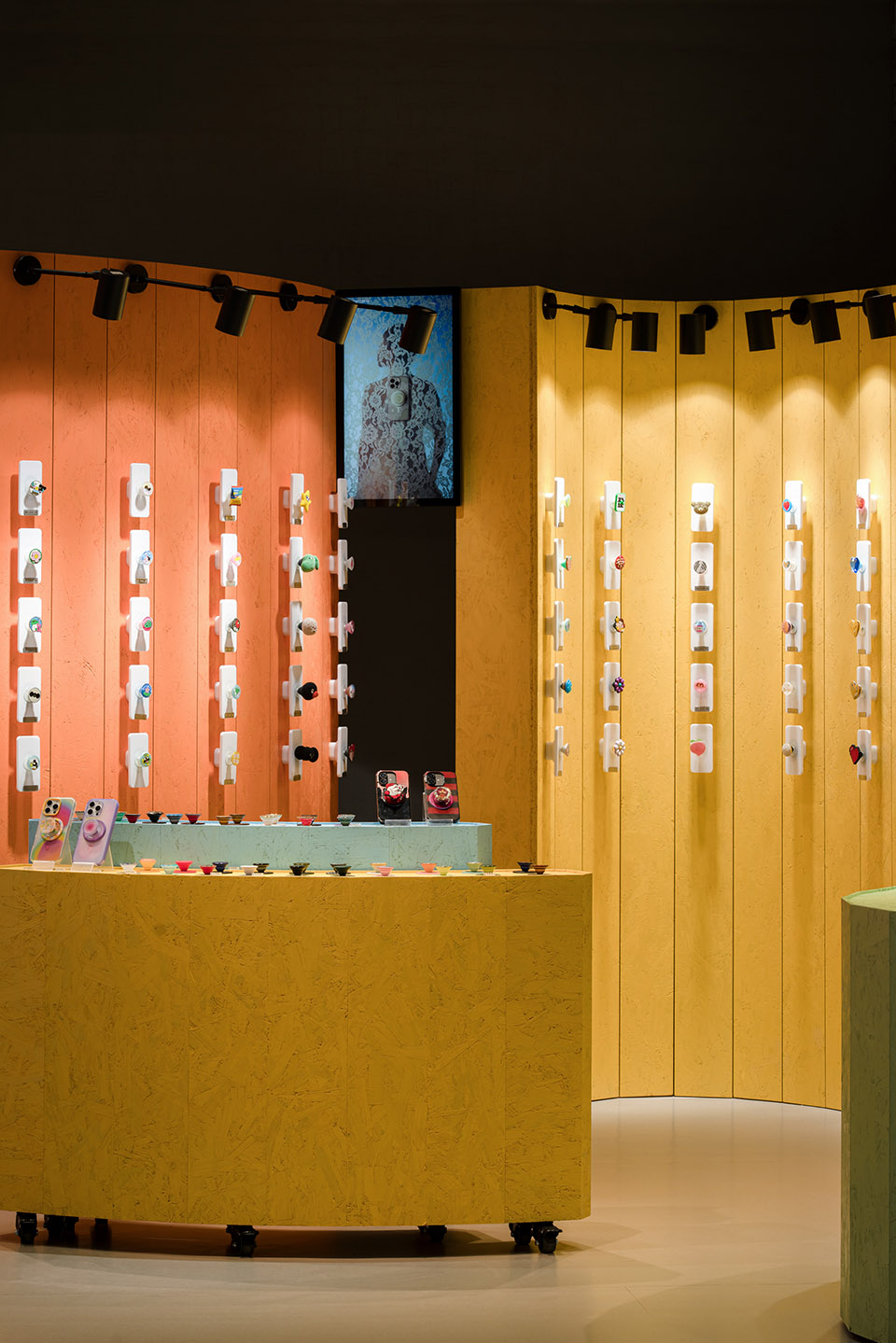 POPSOCKETS POP-UP Store by Tens Atelier - 谷德设计网