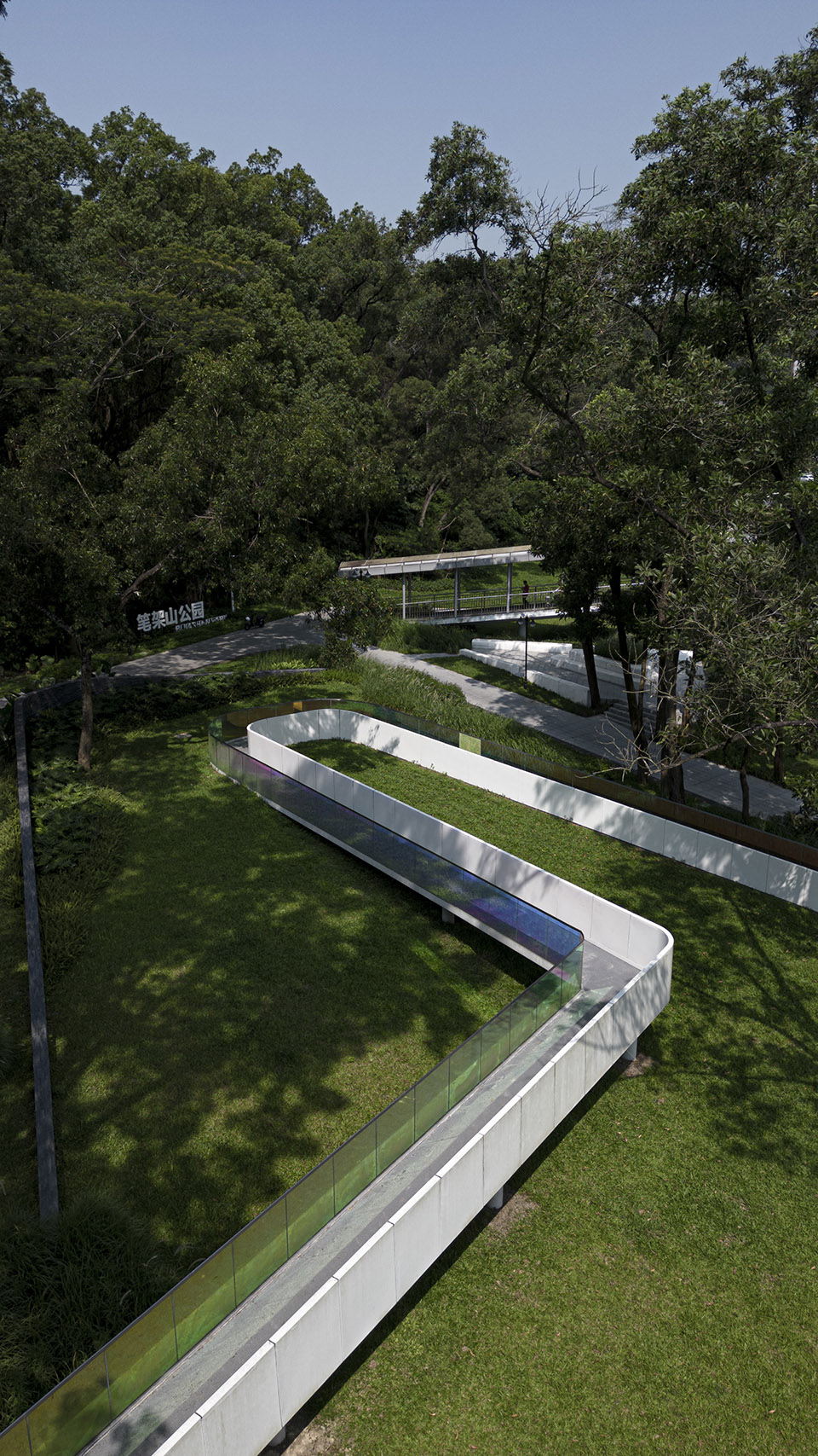 Design of the North Entrance of Bijiashan Park and the Park Boundary by ...