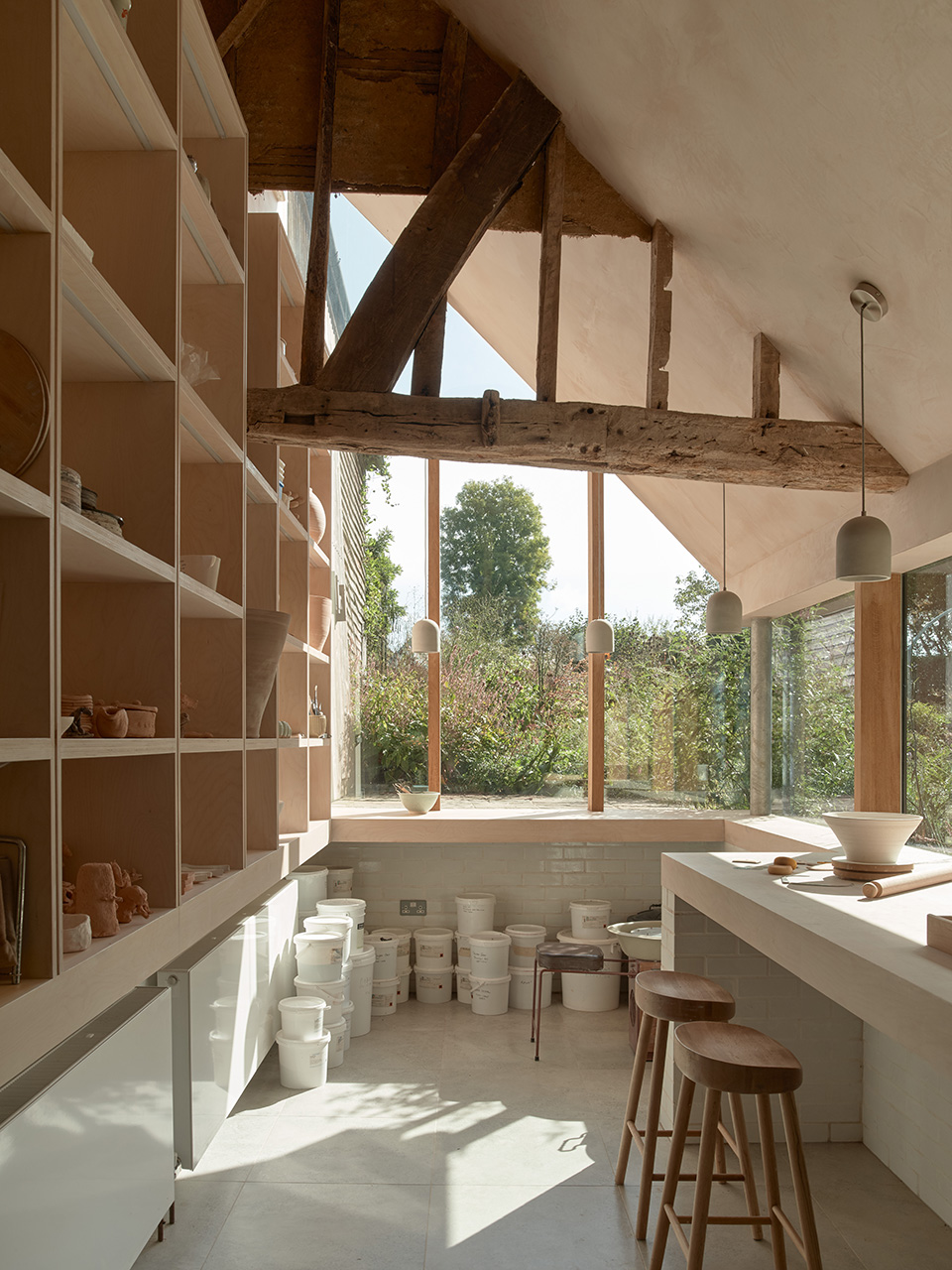 Pottery Studio by Ashton Porter Architects - 谷德设计网