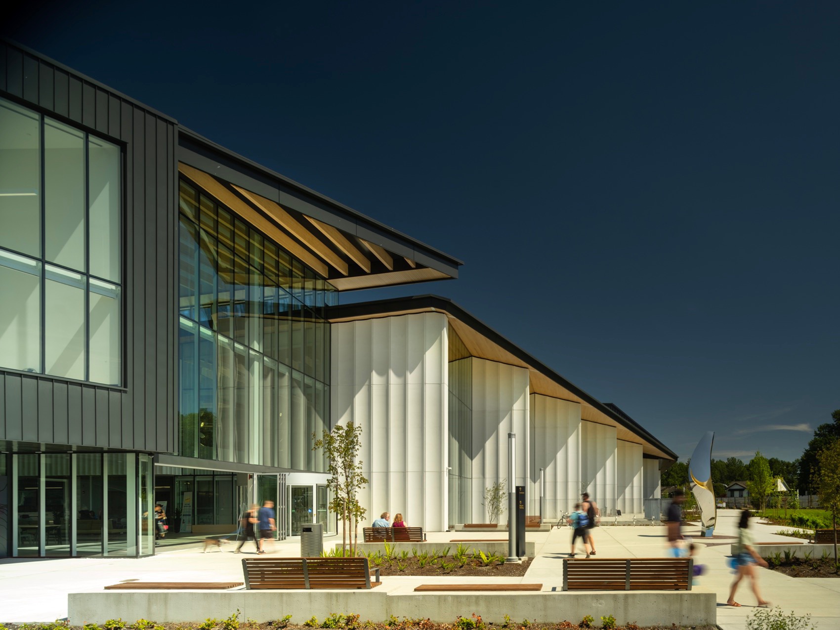 The təməsew̓txʷ Aquatic and Community Centre by hcma architecture ...