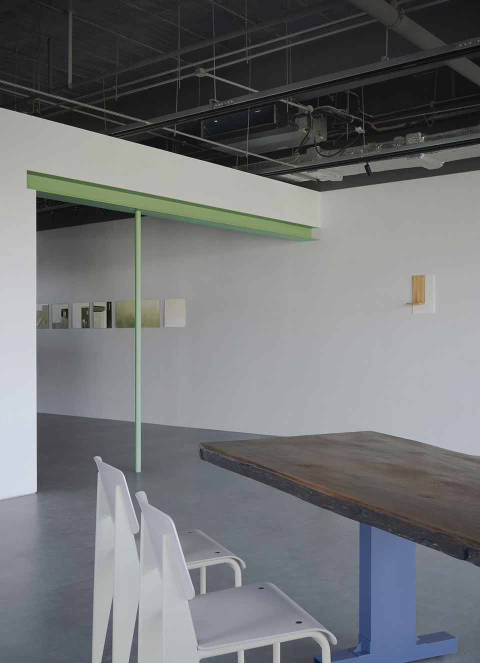 Travlin stand by atelier siyu - 谷德设计网