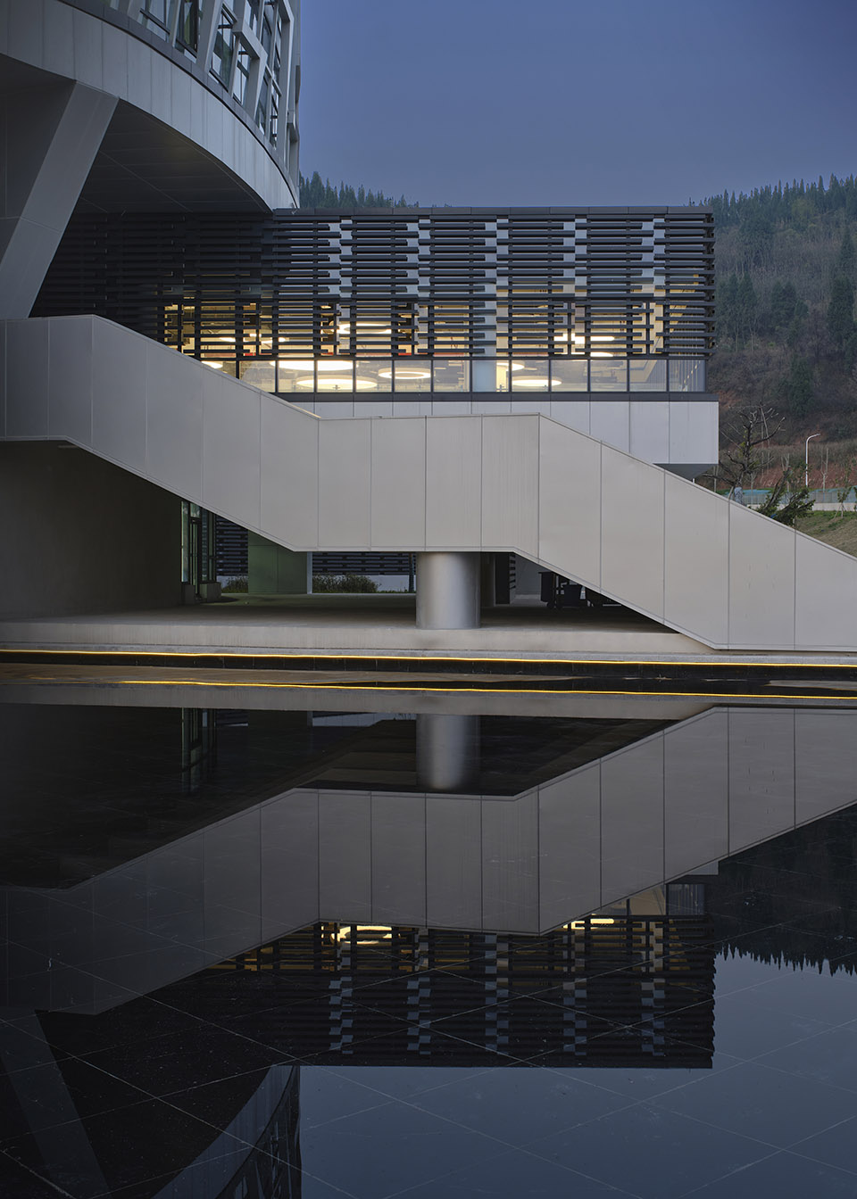 Library of Chongqing Electric Power College by Gu Zhihong Studio, AATU ...