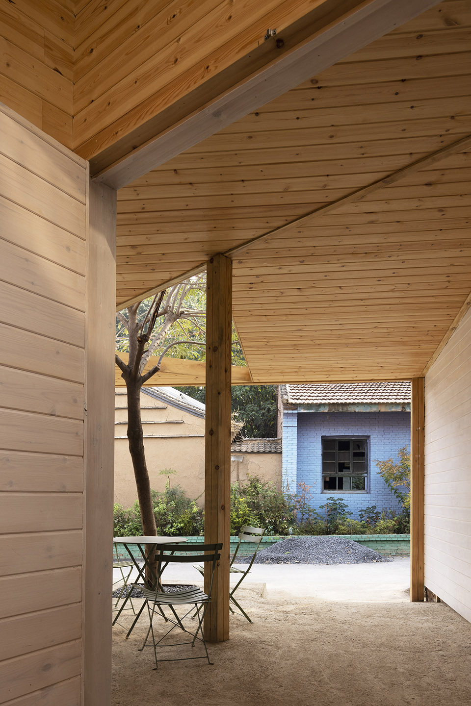 Earth Sign Cafe by Immediacy Design and Research Office - 谷德设计网