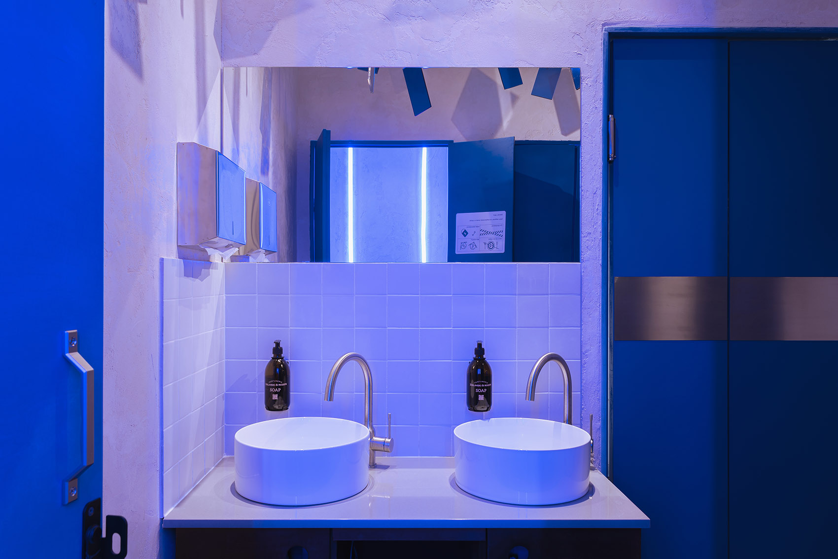 Dizengof/99 cafe by UTRO architectural studio - 谷德设计网