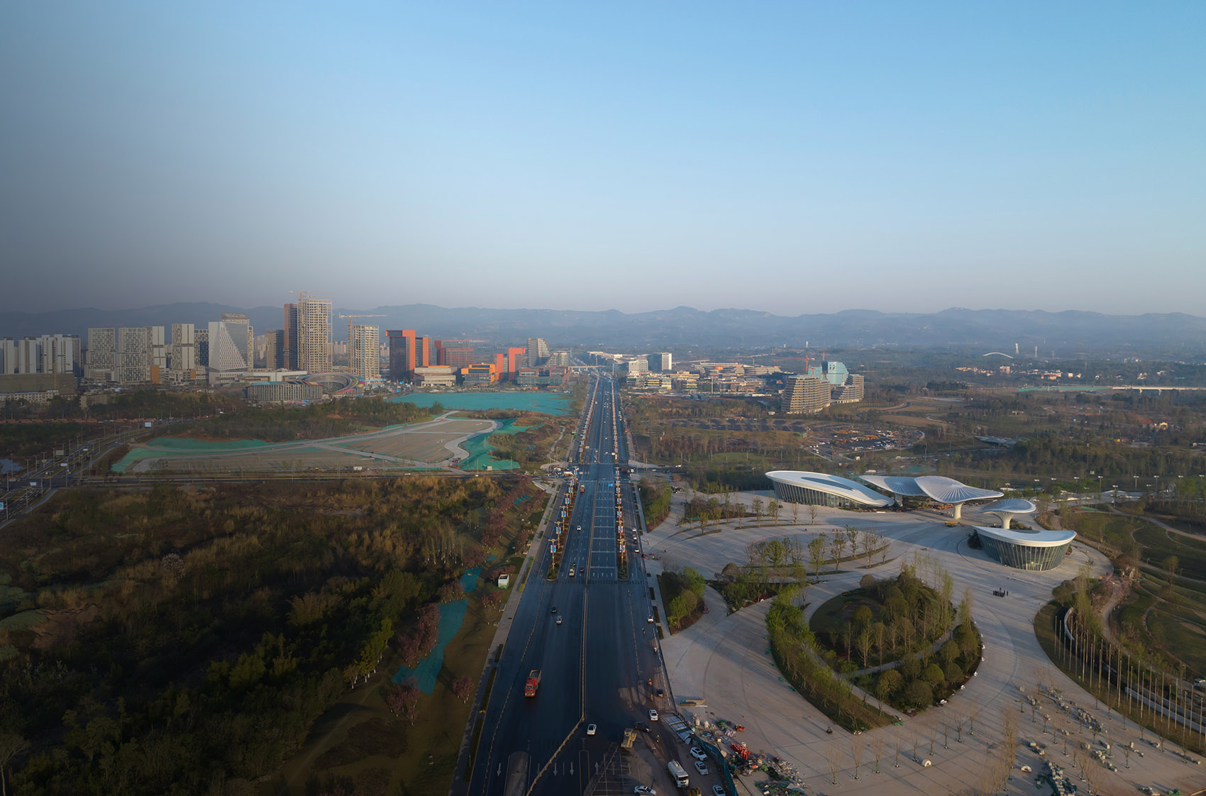 2024 Chengdu World Horticultural Expo Comprehensive Service Centre by T ...