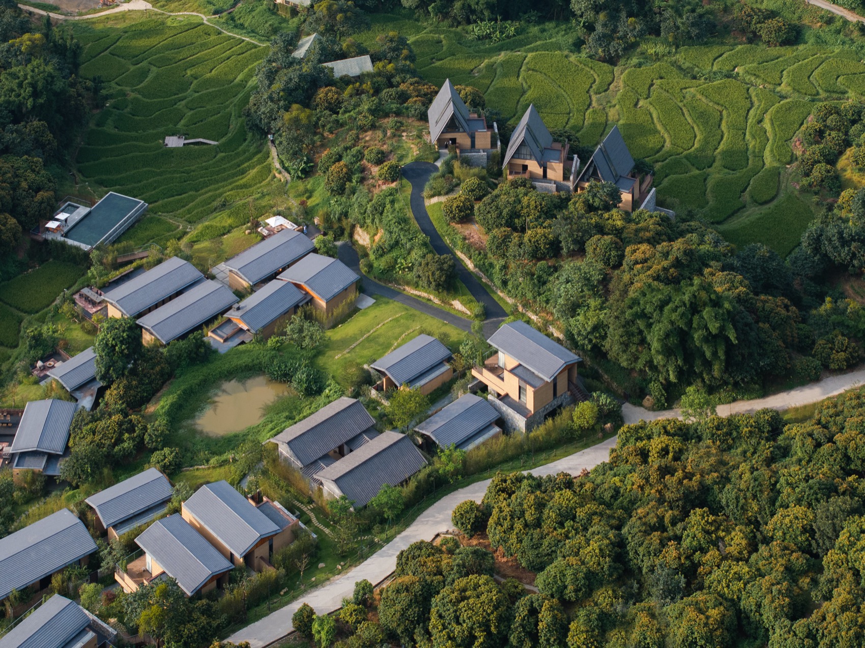 Guangzhou Ji Yun Yao Resort by Meng Fanhao – line+ studio - 谷德设计网