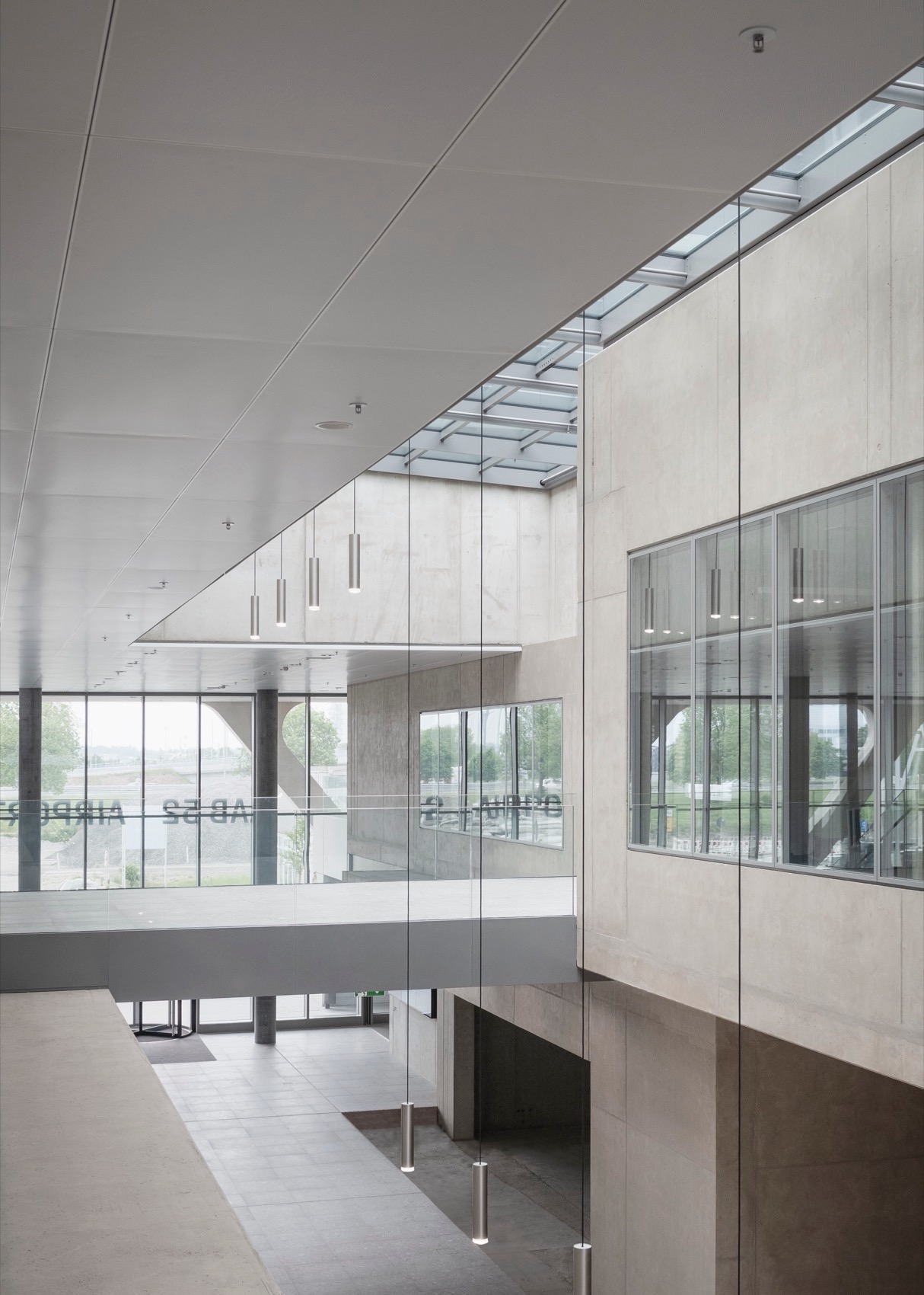 LAB 52 AirportAcademy, LabCampus, Munich Airport by Auer Weber - 谷德设计网