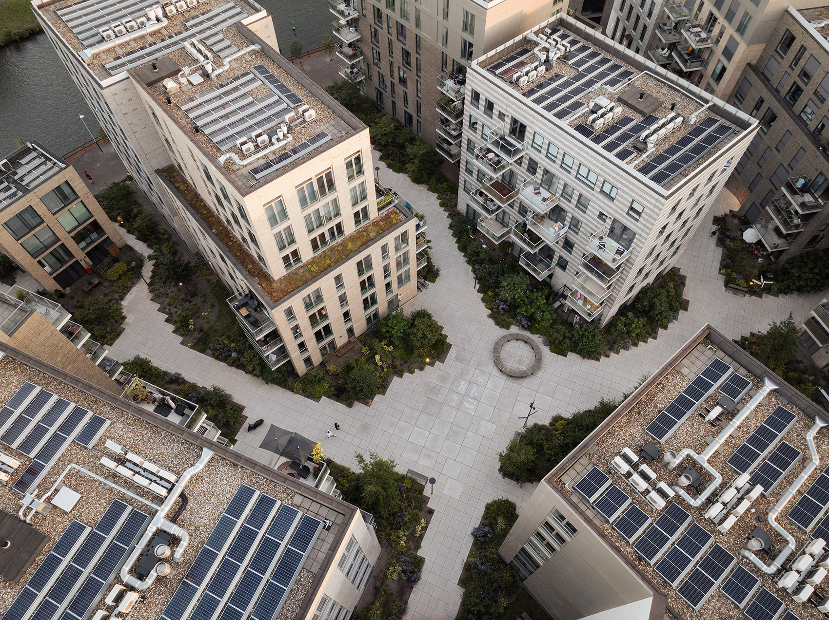 Cruquius Island Housing by KCAP - 谷德设计网