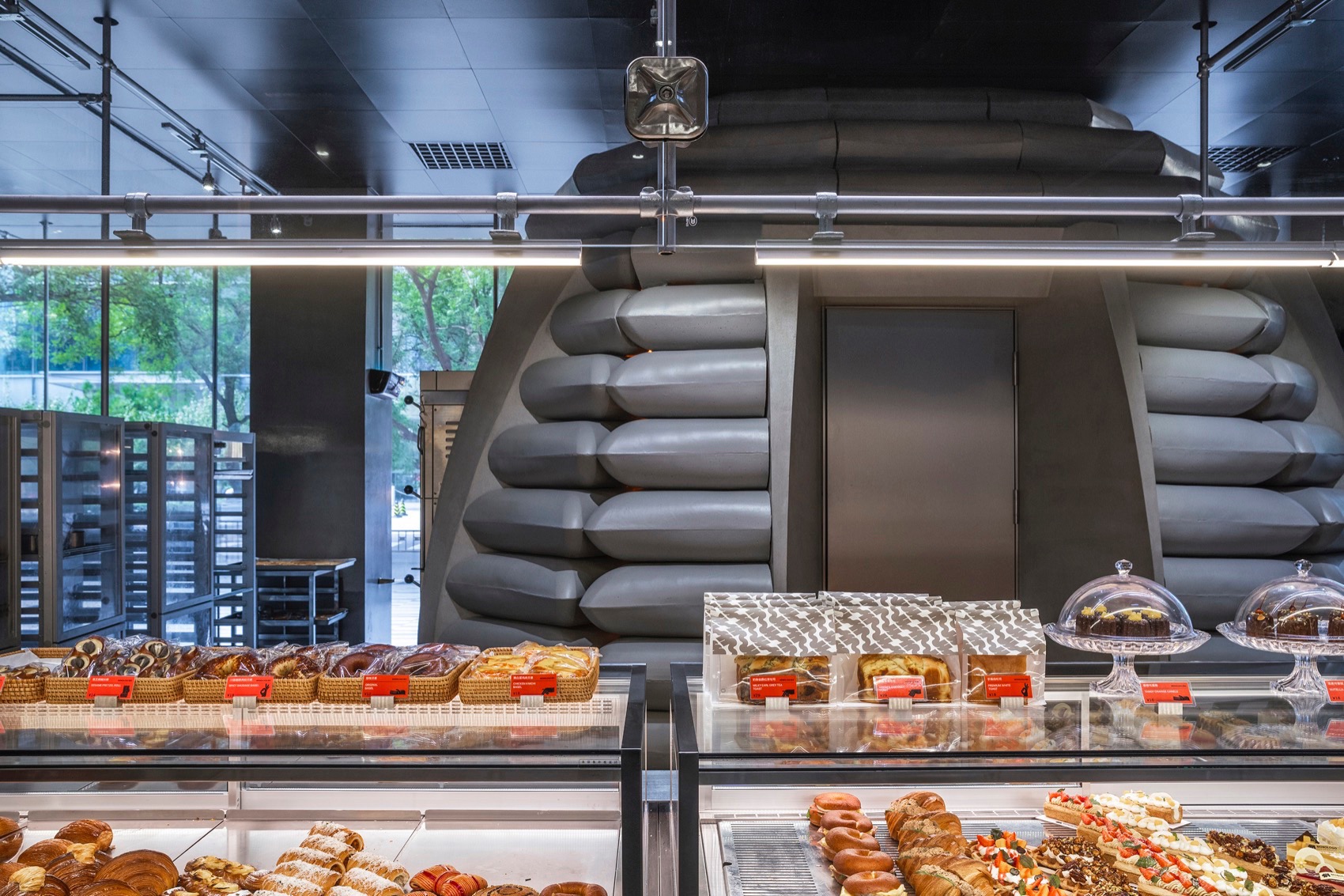 MONOLOGO Coffee (Jianguomen No.6 Store) by SpaceStation - 谷德设计网