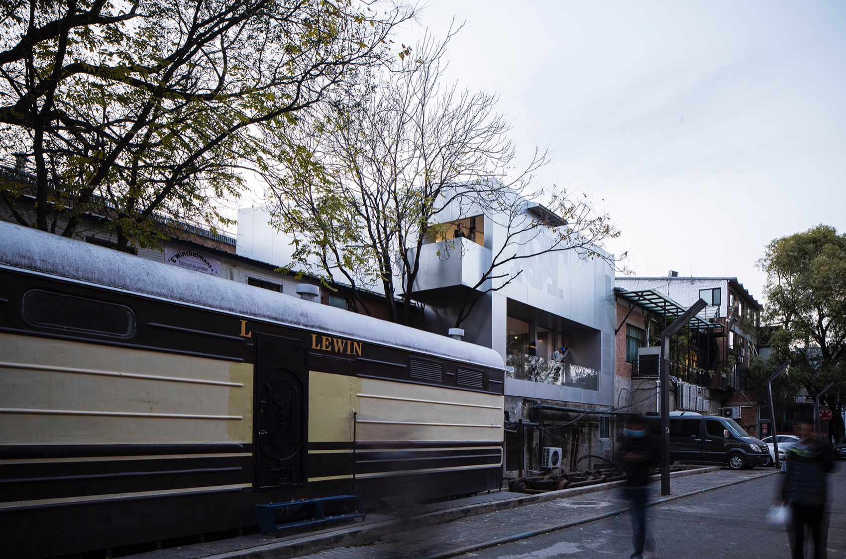 TAOA Reimagines an Old Industrial Building at 798 Art District into Its ...